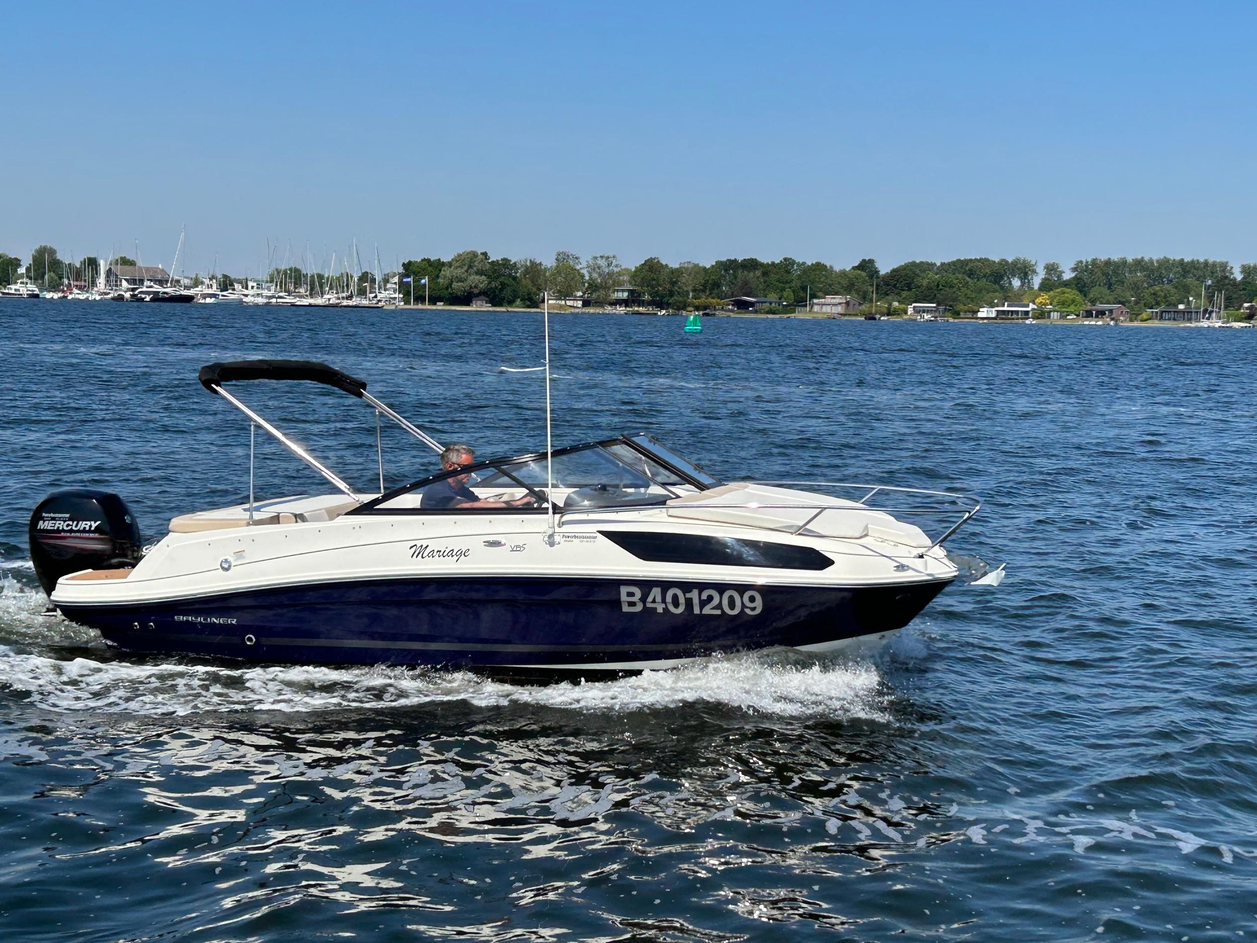 Used 2020 Bayliner VR5 Cuddy Outboard Verkoophaven Delta Marina ...