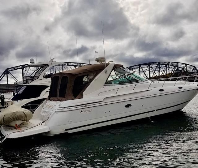 2001 Cruisers Yachts 4270 - Weber Yachts