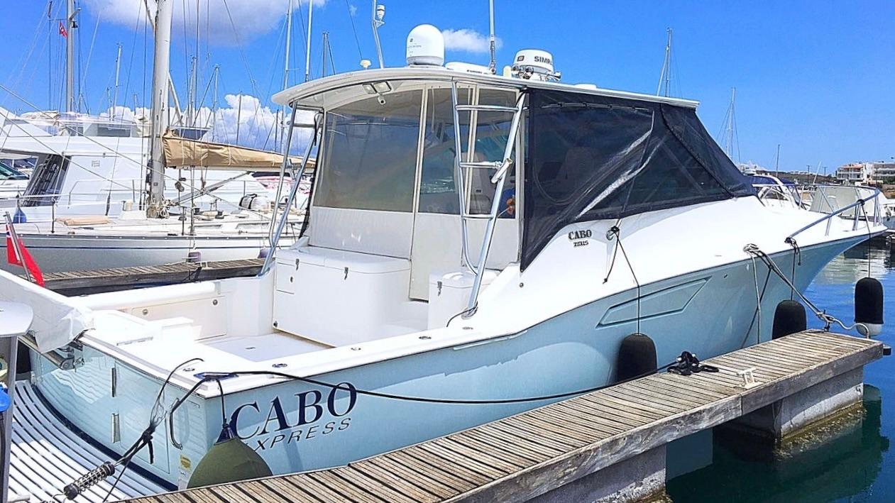 2011 Cabo 40 Express Zeus Express Cruiser for sale - YachtWorld