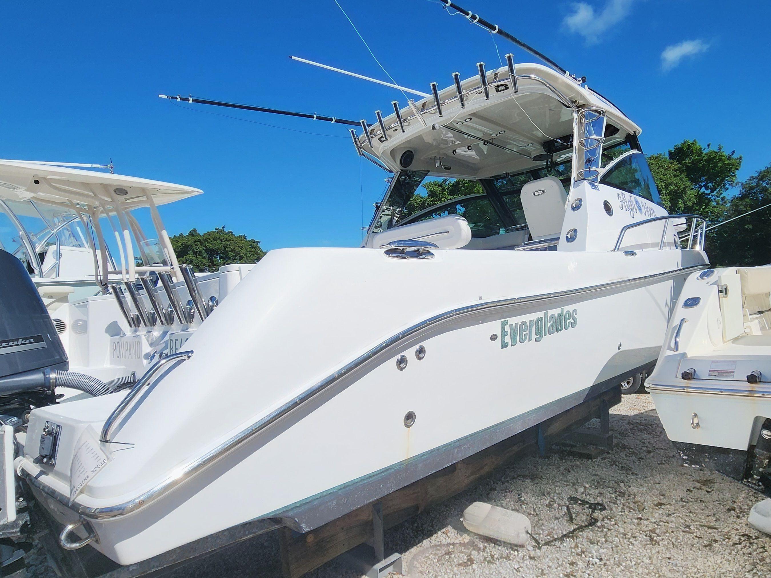 2016 Everglades 320EX Unspecified for sale - YachtWorld