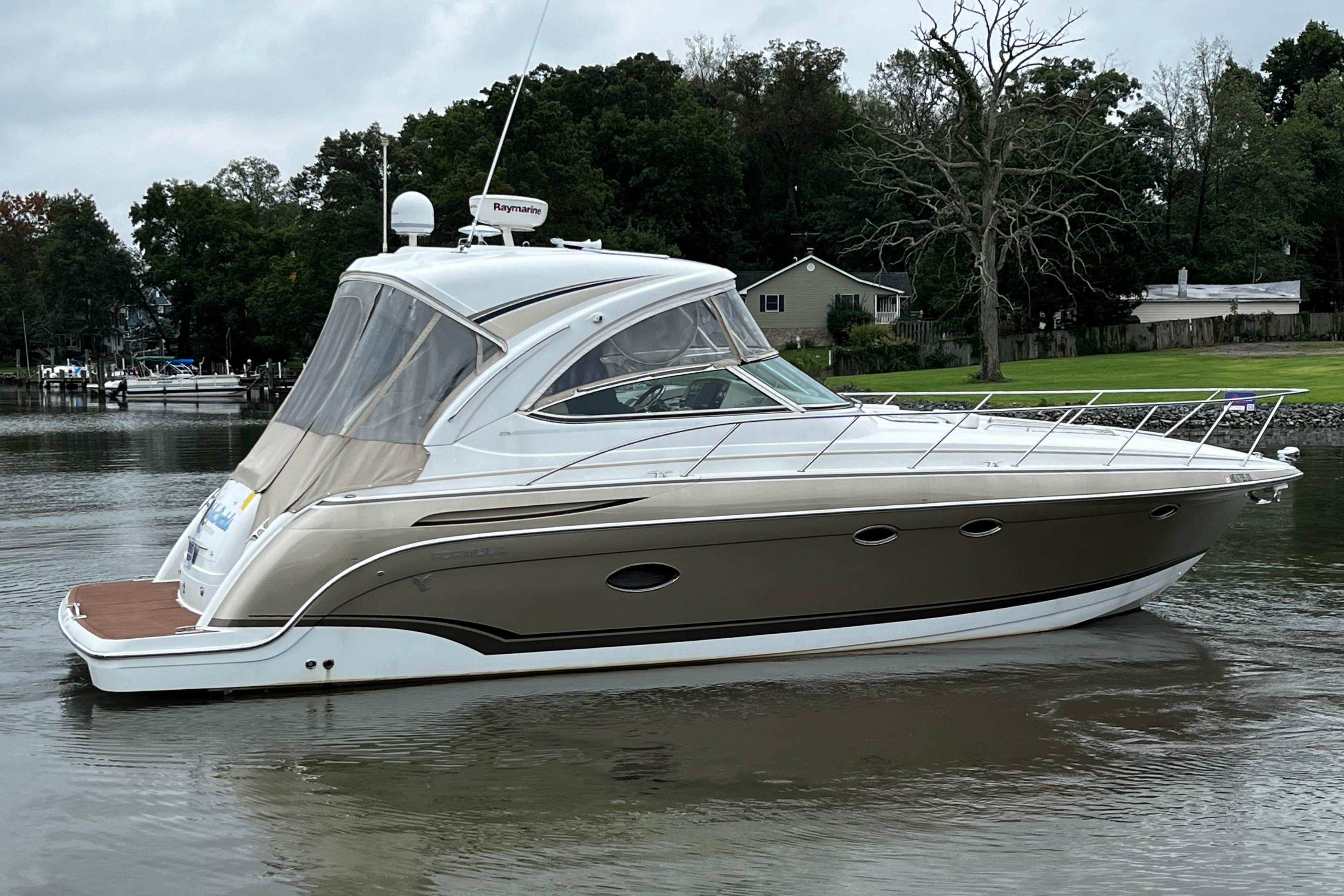 2011 Formula 37 PC Cruiser for sale - YachtWorld