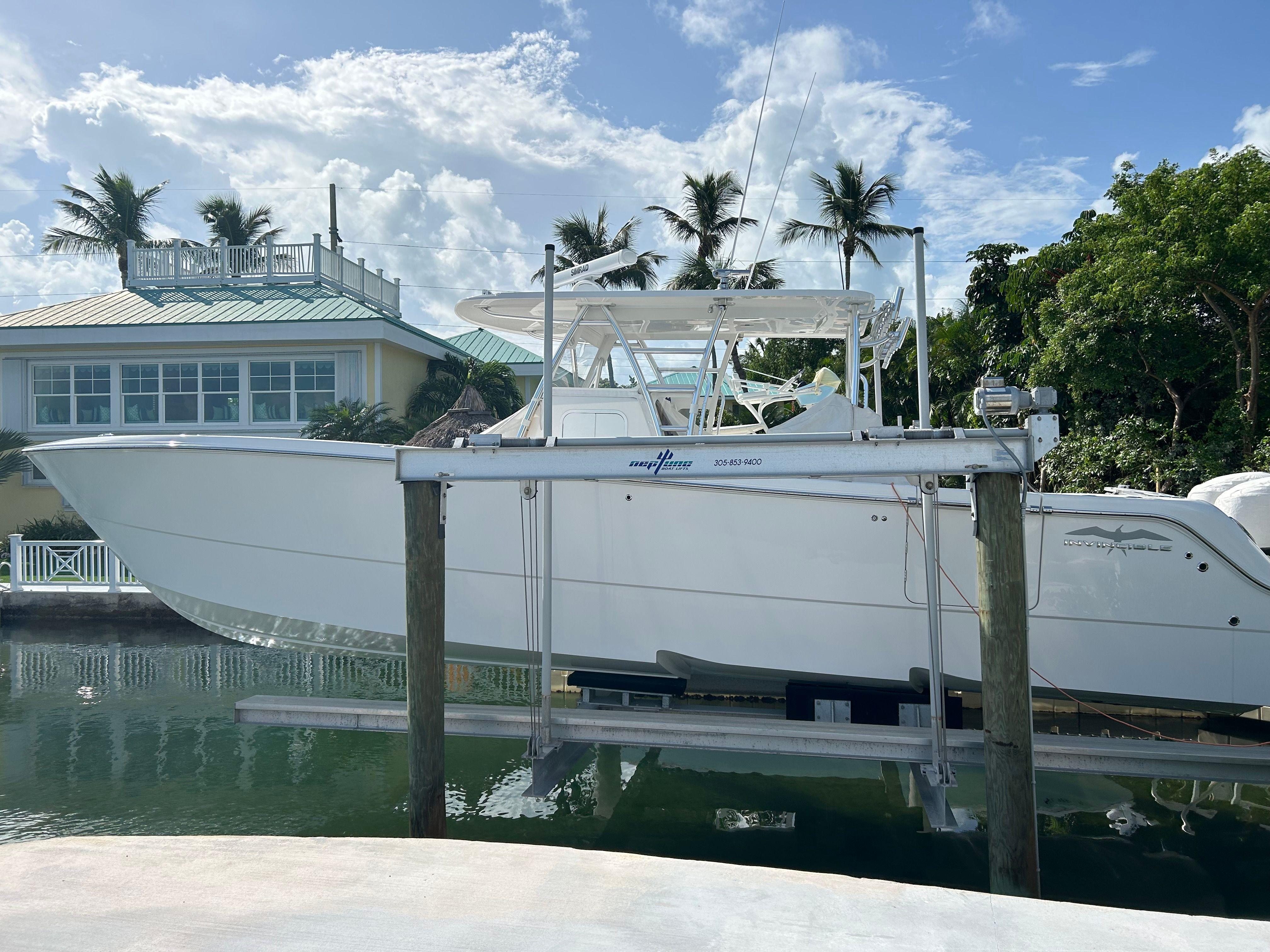 2021 Invincible 35 Catamaran Center Console for sale - YachtWorld