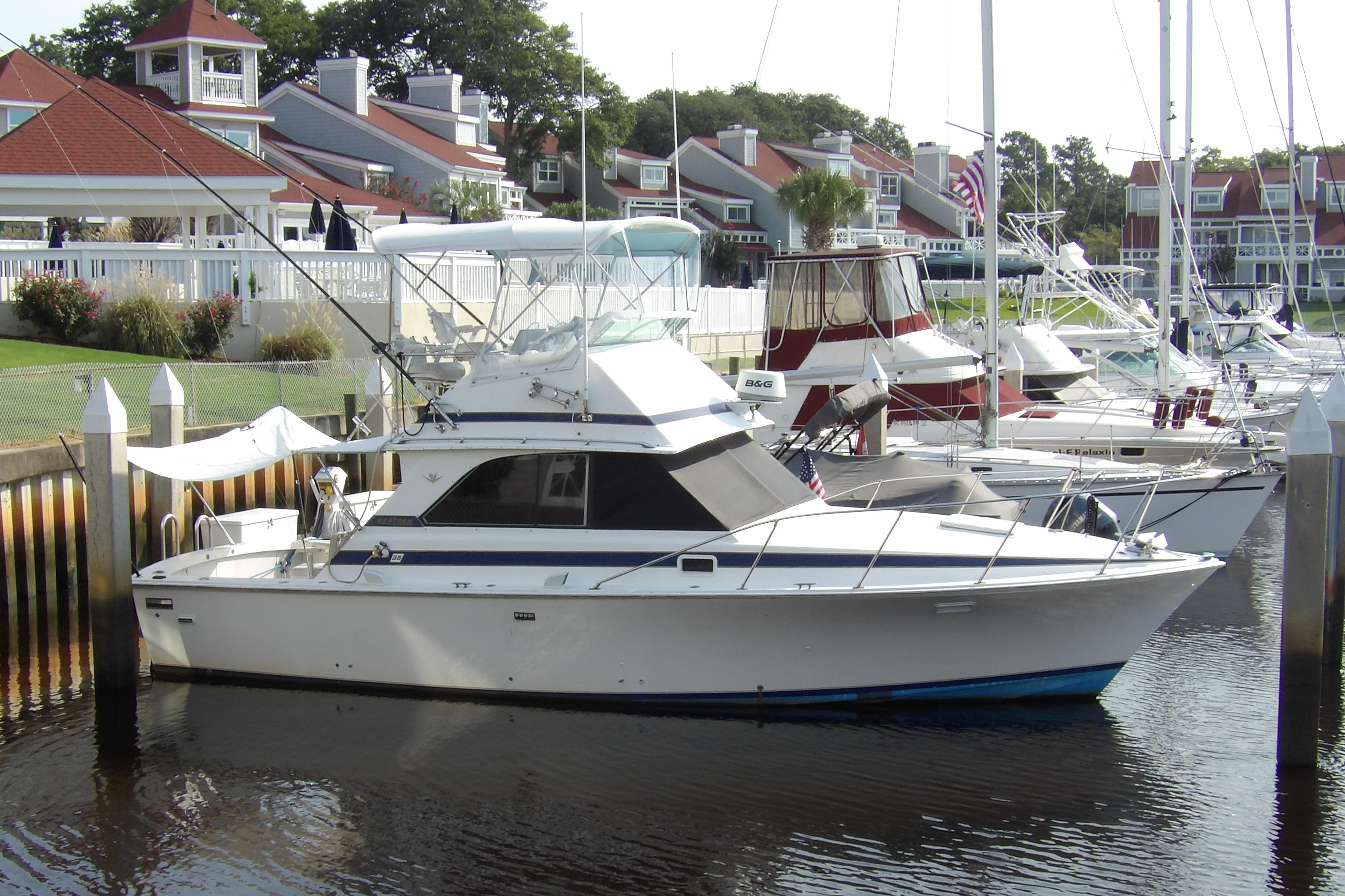 1984 Bertram 35 Convertible Convertible for sale - YachtWorld