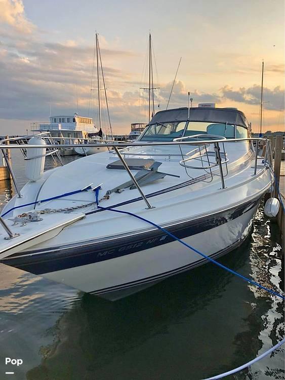 Regal Commodore | 1987 | 11m - Michigan | Boatshop24