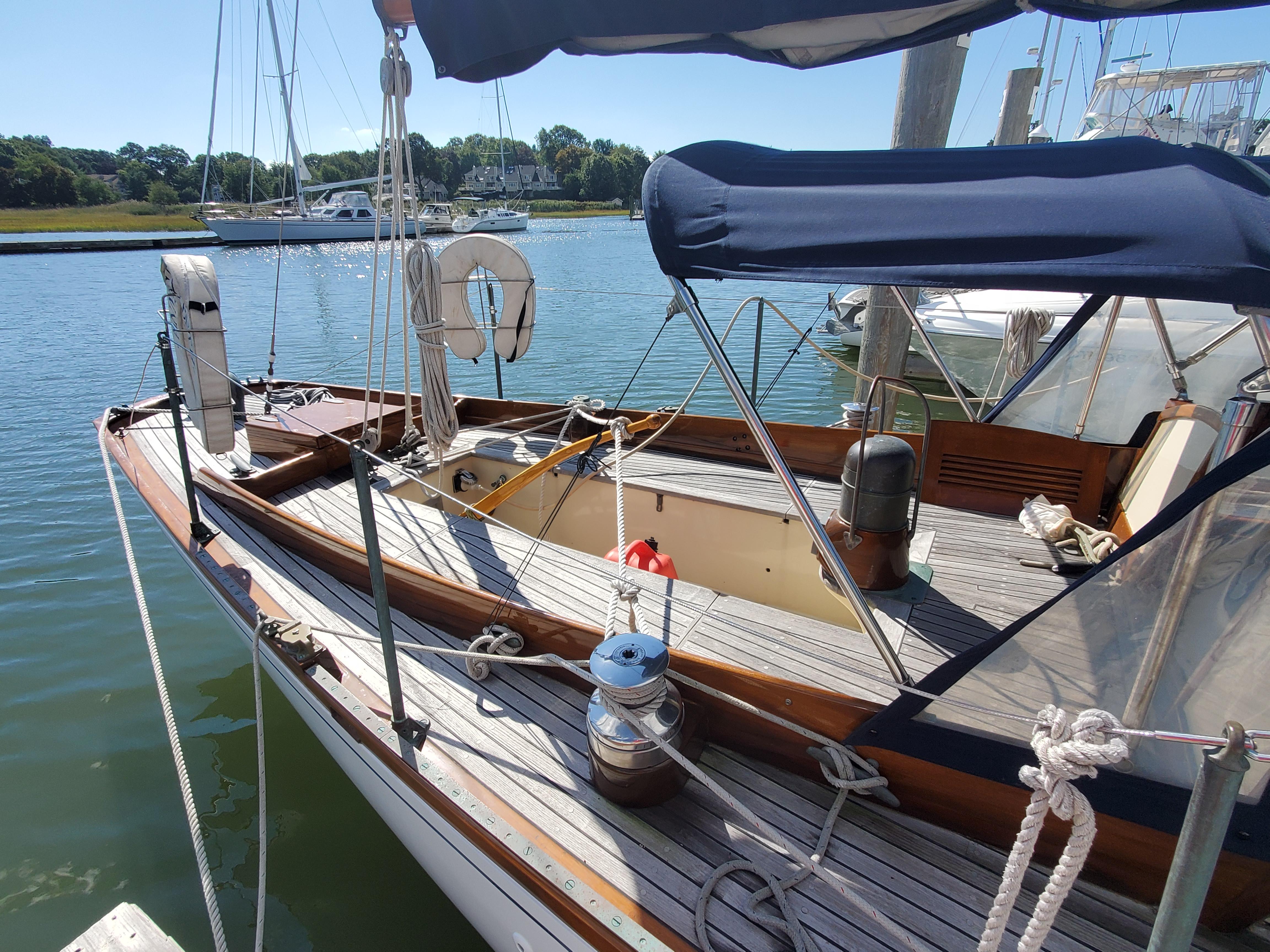 1958 Custom Larson 40 Antique and Classic for sale - YachtWorld