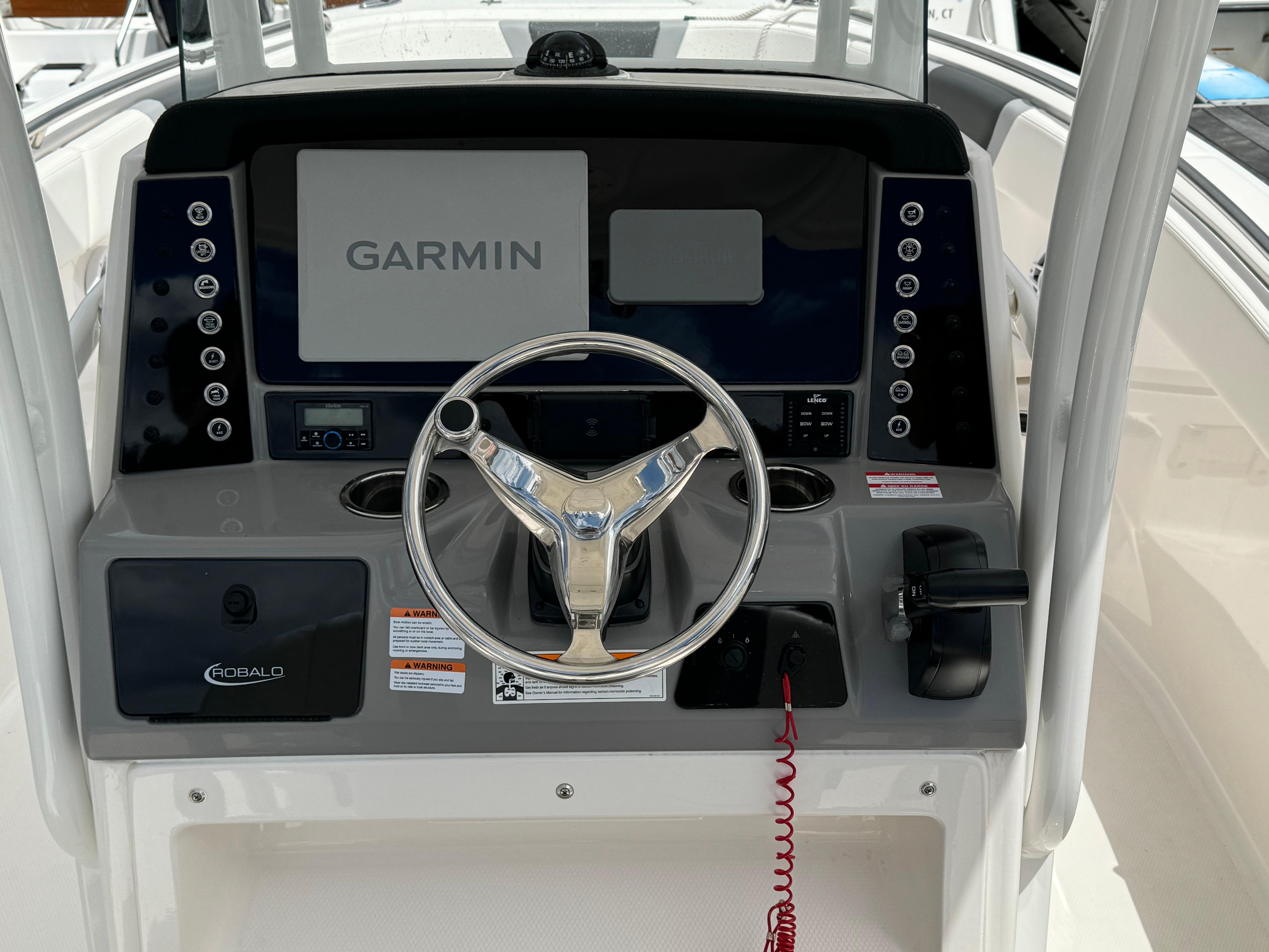 2023 Robalo R230 Center Console Center Console for sale - YachtWorld