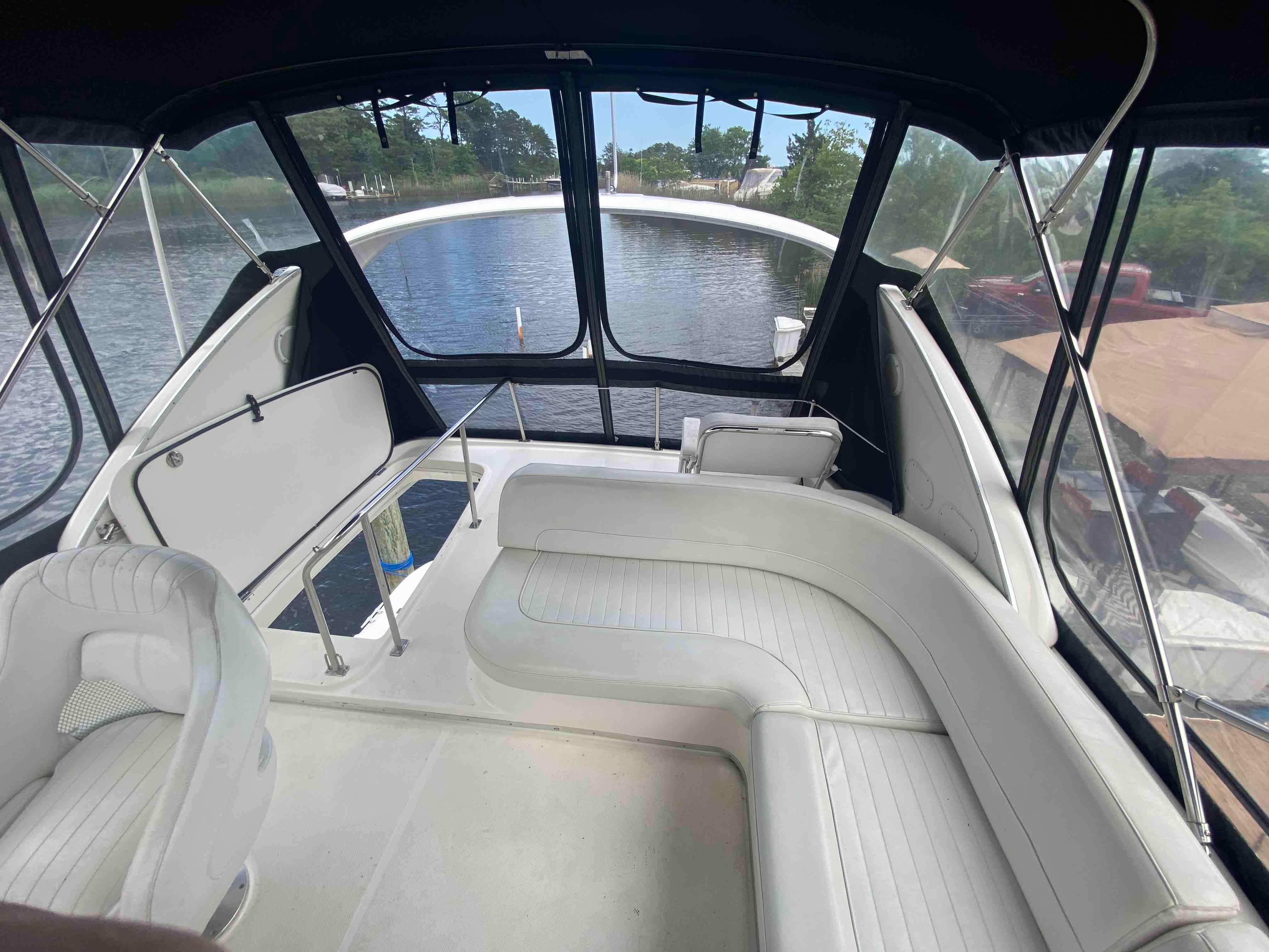 2004 Meridian 381 Sedan Motor Yachts for sale - YachtWorld