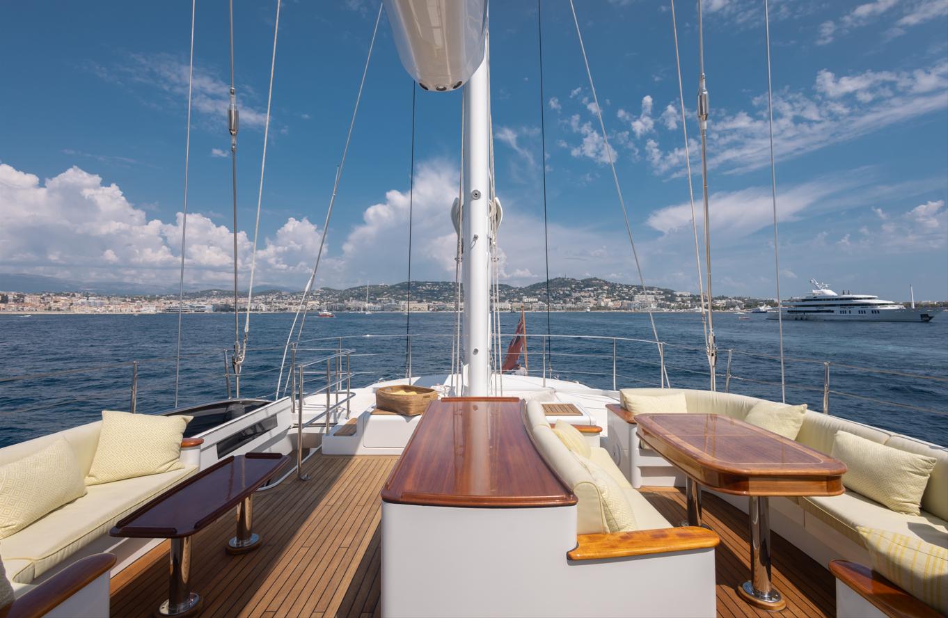 DRUMBEAT Ketch Alloy Yachts te koop- YachtWorld