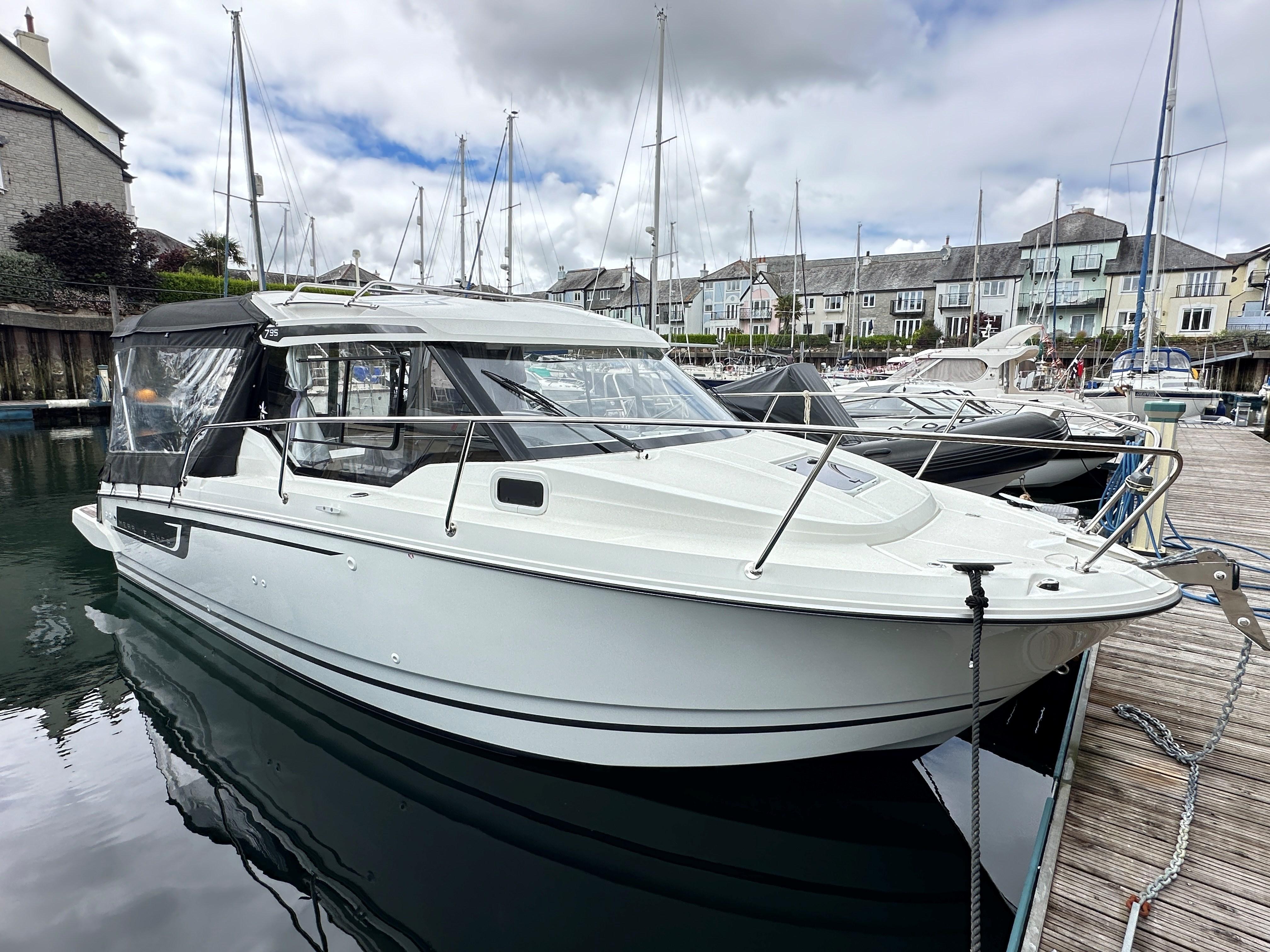 Tweedehands 2020 Jeanneau Merry Fisher 795 Falmouth, Cornwall 94,594 ...