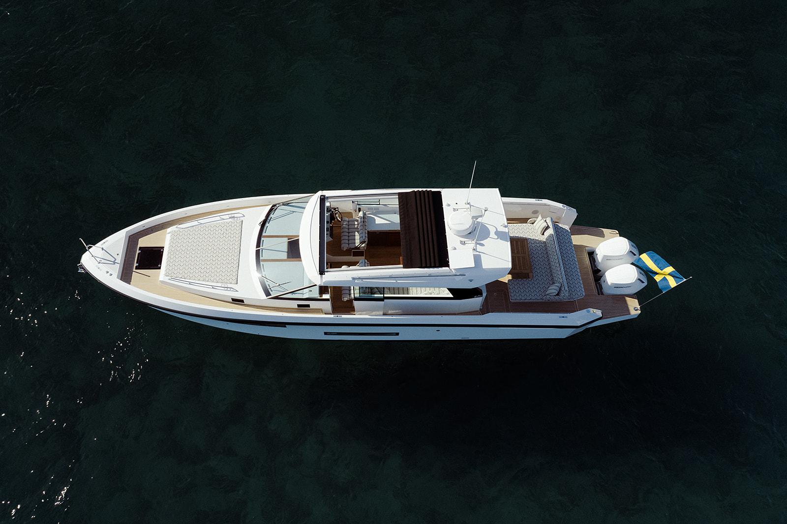 2025 Delta Powerboats 48 Coupe Express Cruiser for sale - YachtWorld