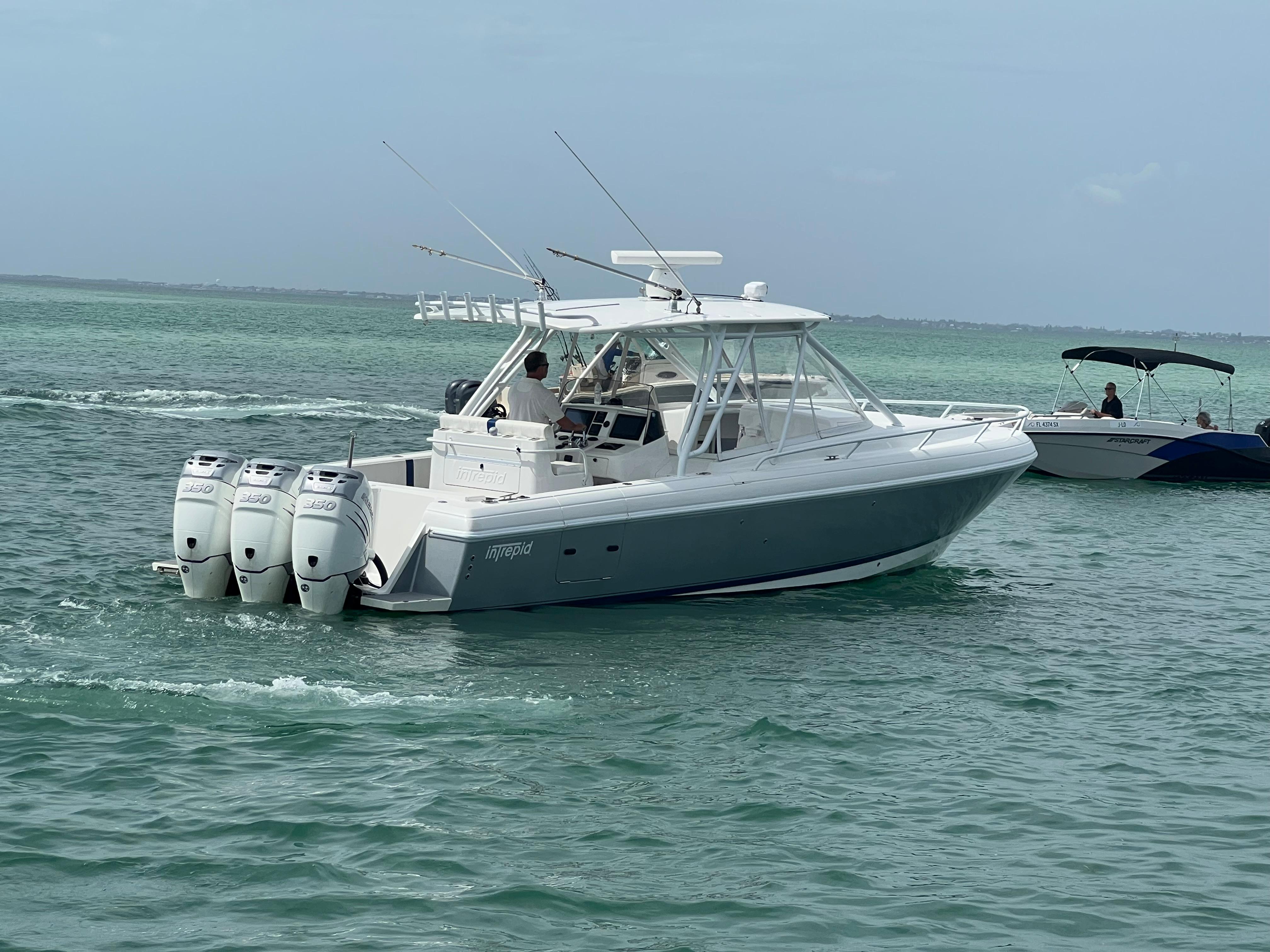 2010 Intrepid Intrepid 37 Cuddy Cuddy Cabin for sale - YachtWorld