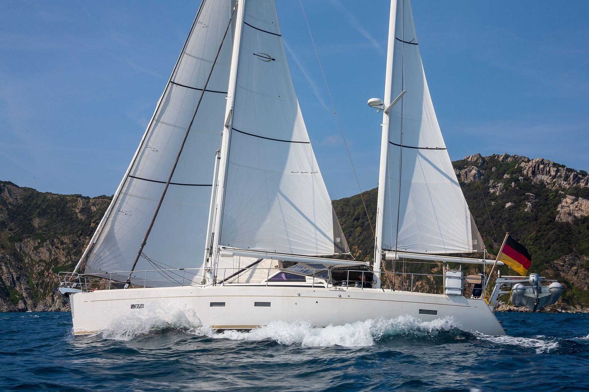 2015 Amel 55 Ketch en venta - YachtWorld