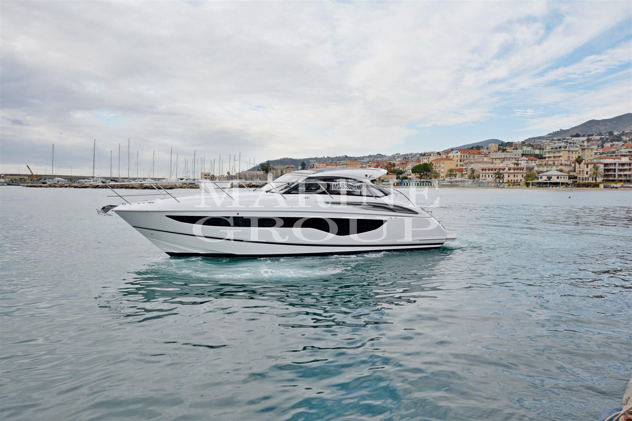 New 2022 Princess Yachts V40 | YachtFocus