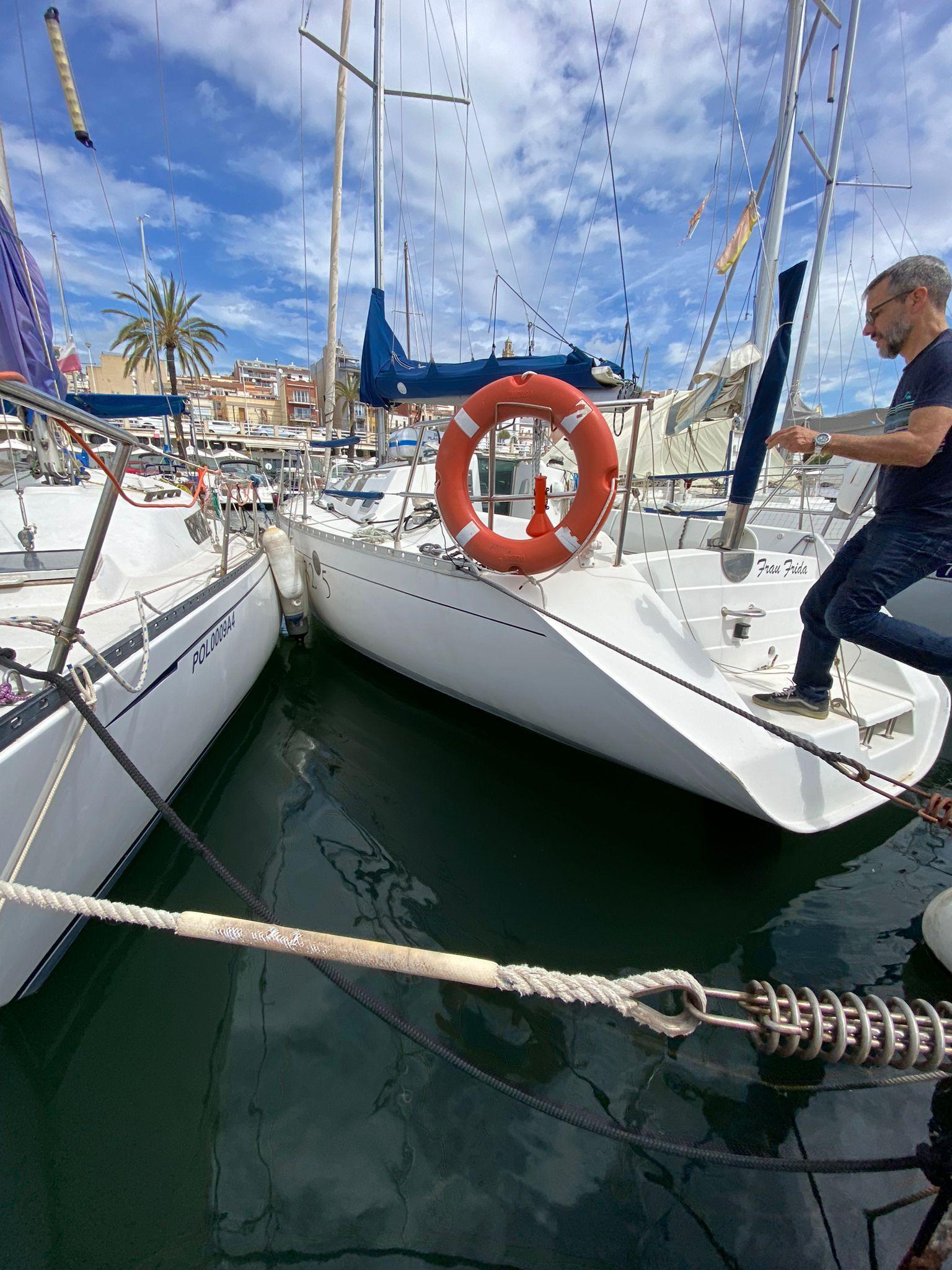 1990 Beneteau First 32.5 Racer/Cruiser for sale - YachtWorld