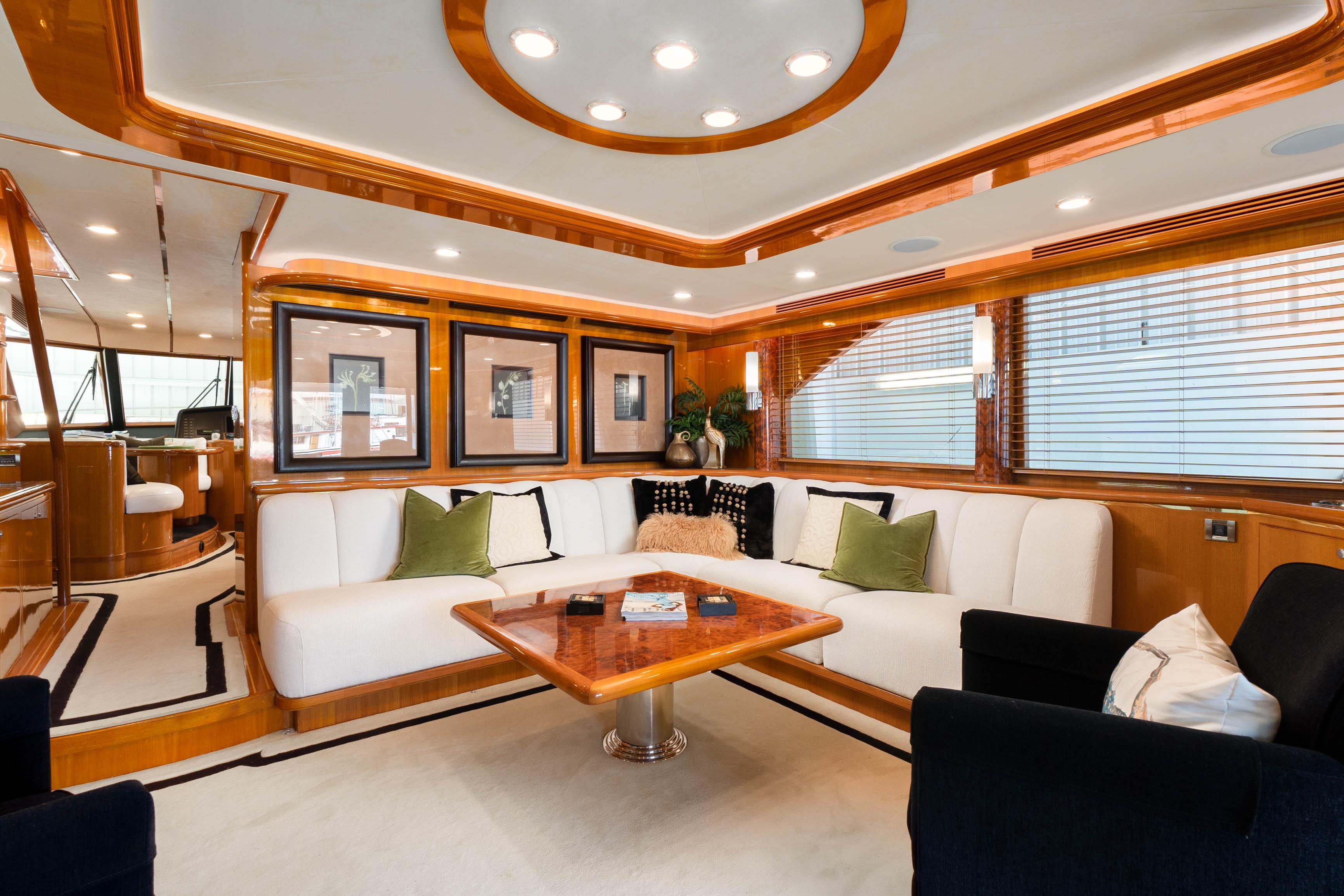 Memory Bank Motor Yachts Ocean Alexander for sale - YachtWorld