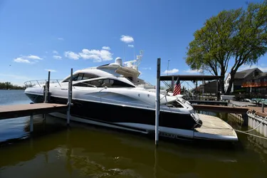 sunseeker predator docking
