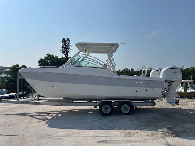 2024 World Cat 230 DC Power Catamaran for sale - YachtWorld