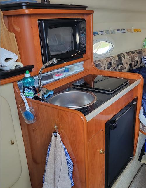 2004 Rinker Fiesta Vee 250 Express Cruiser for sale - YachtWorld