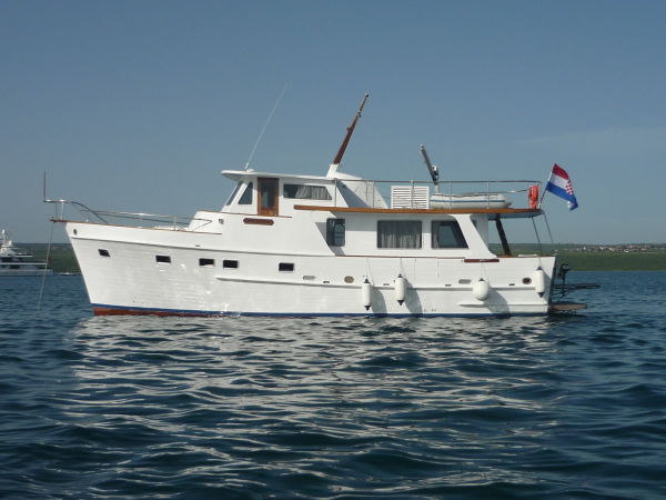 Grand Banks Alaskan Wood Boat For Sale - Waa2