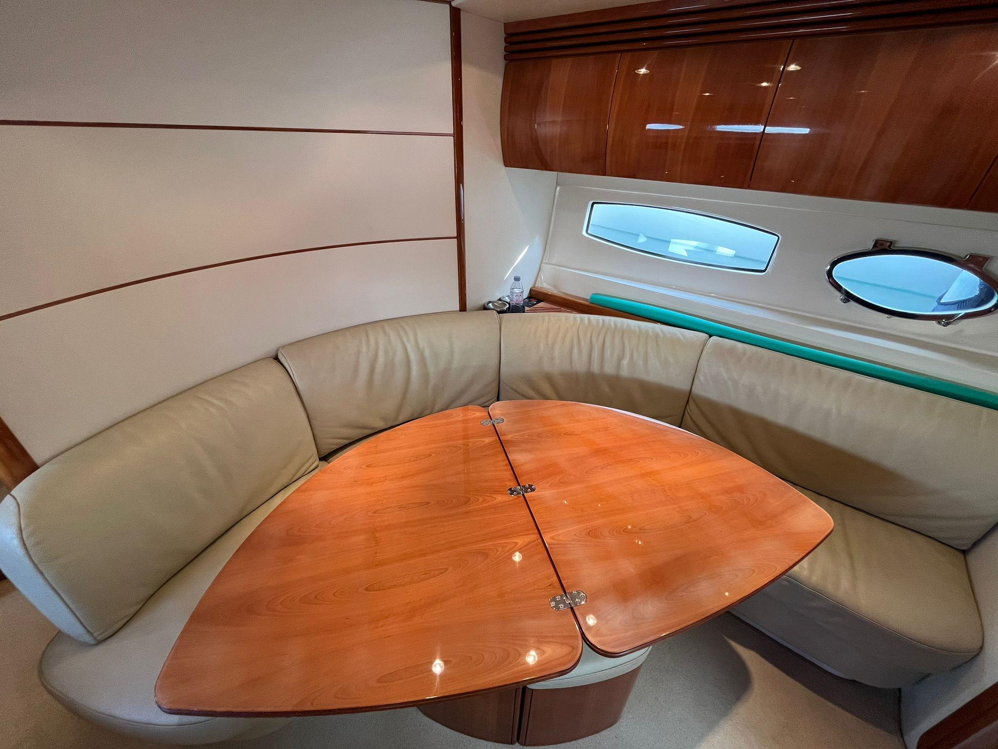 2004 Pershing 43 Motor Yachts for sale - YachtWorld