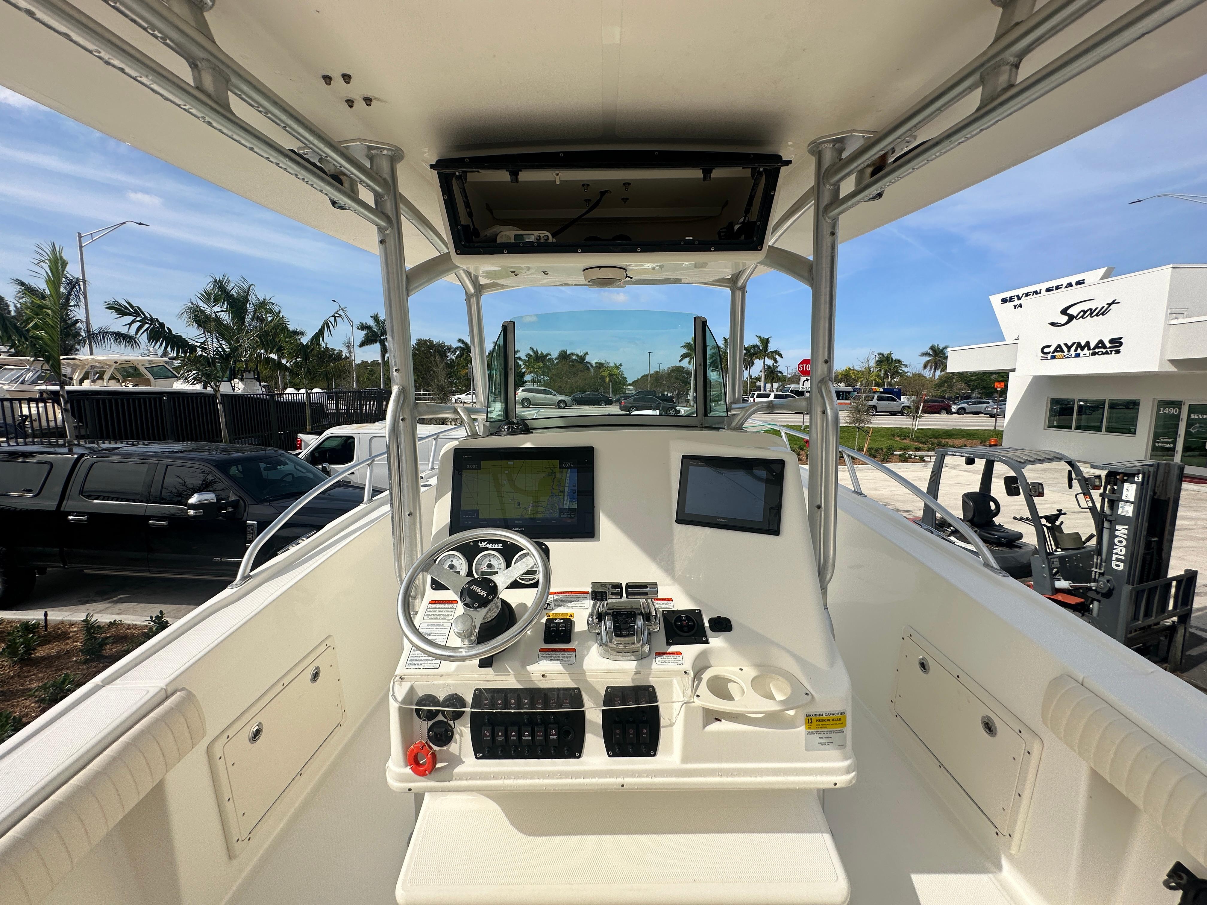 2013 Mako 284 Center Console Centre Console for sale - YachtWorld