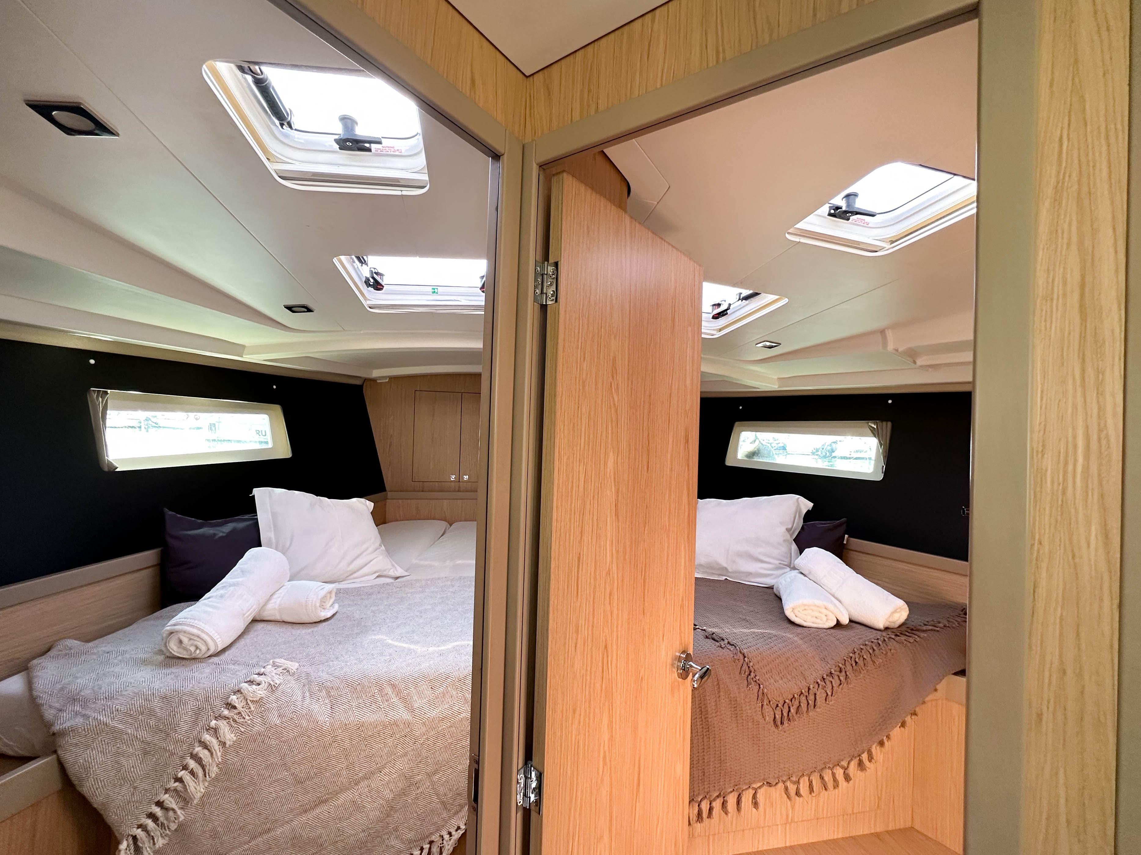 2019 Beneteau Oceanis 45 Racer/Cruiser for sale - YachtWorld