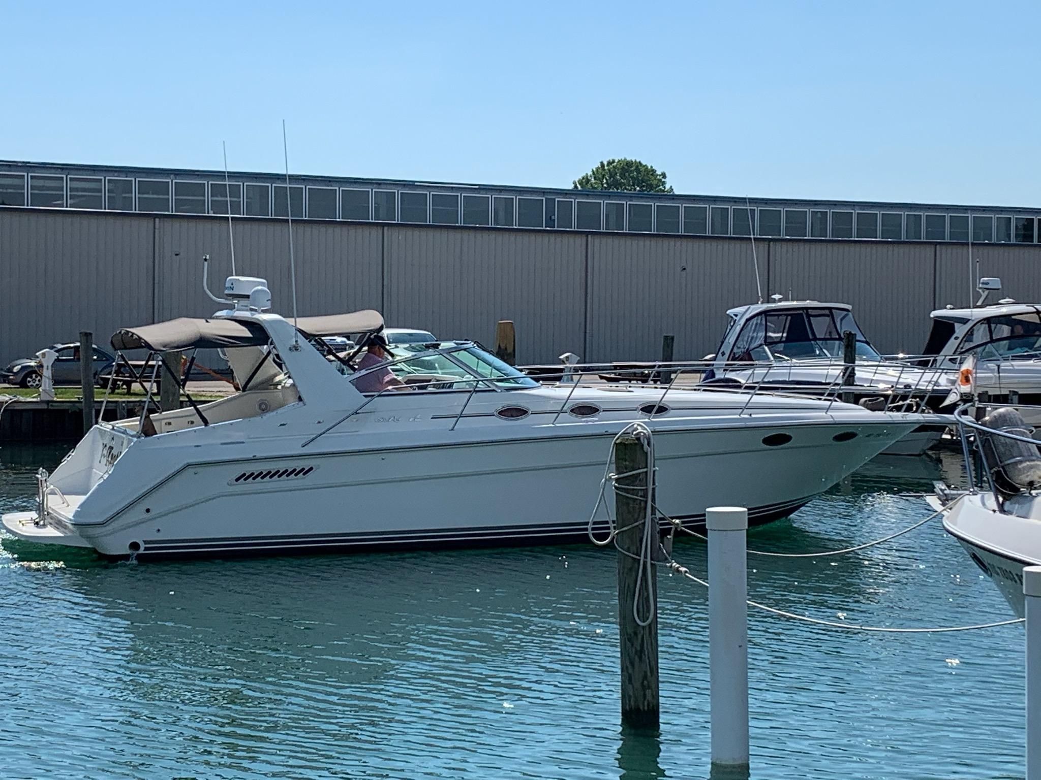 Sea Ray Express Cruiser boats for sale | YachtWorld