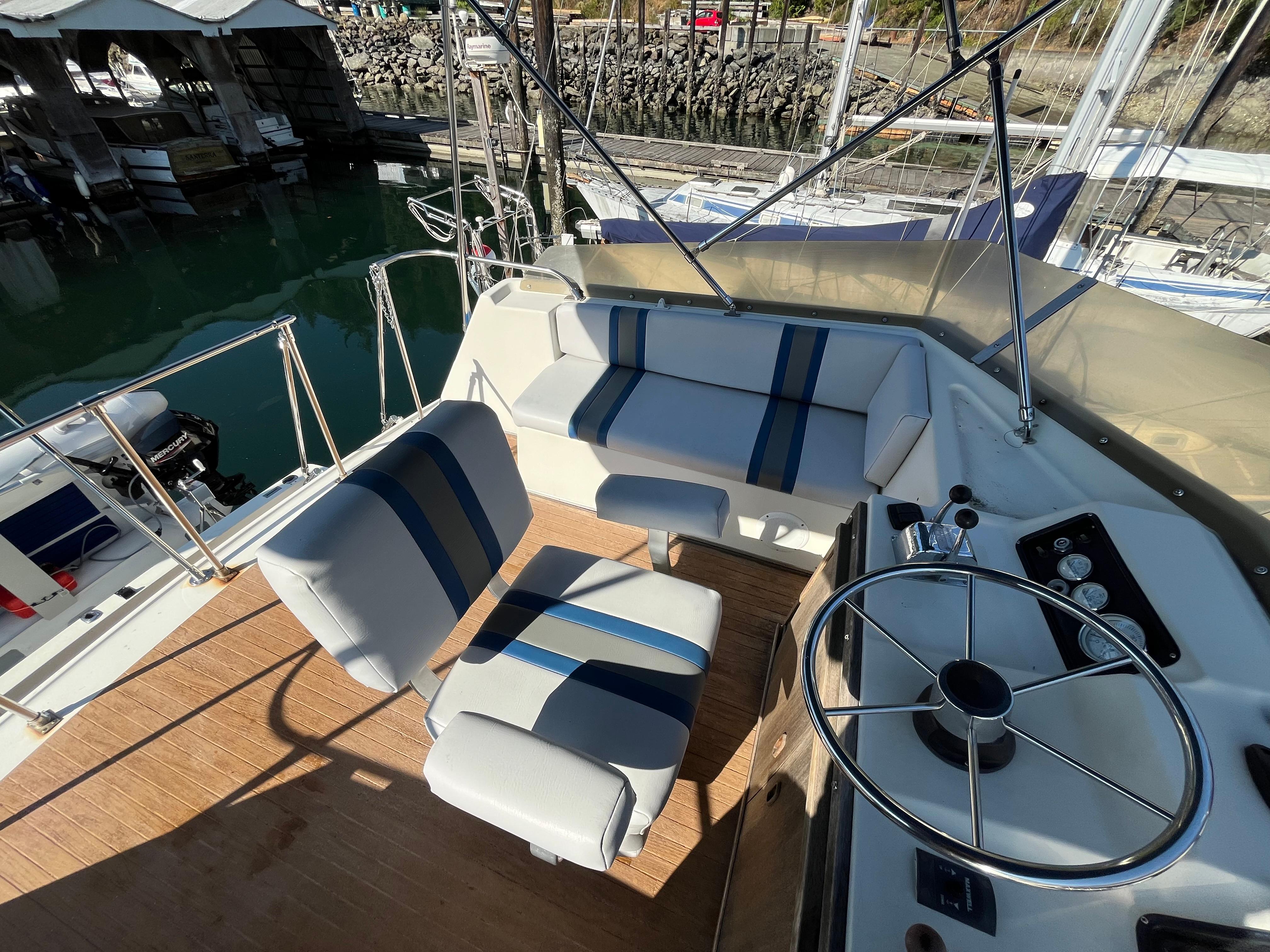 1976 Fiberform Executive 3300 Motor Yachts for sale - YachtWorld