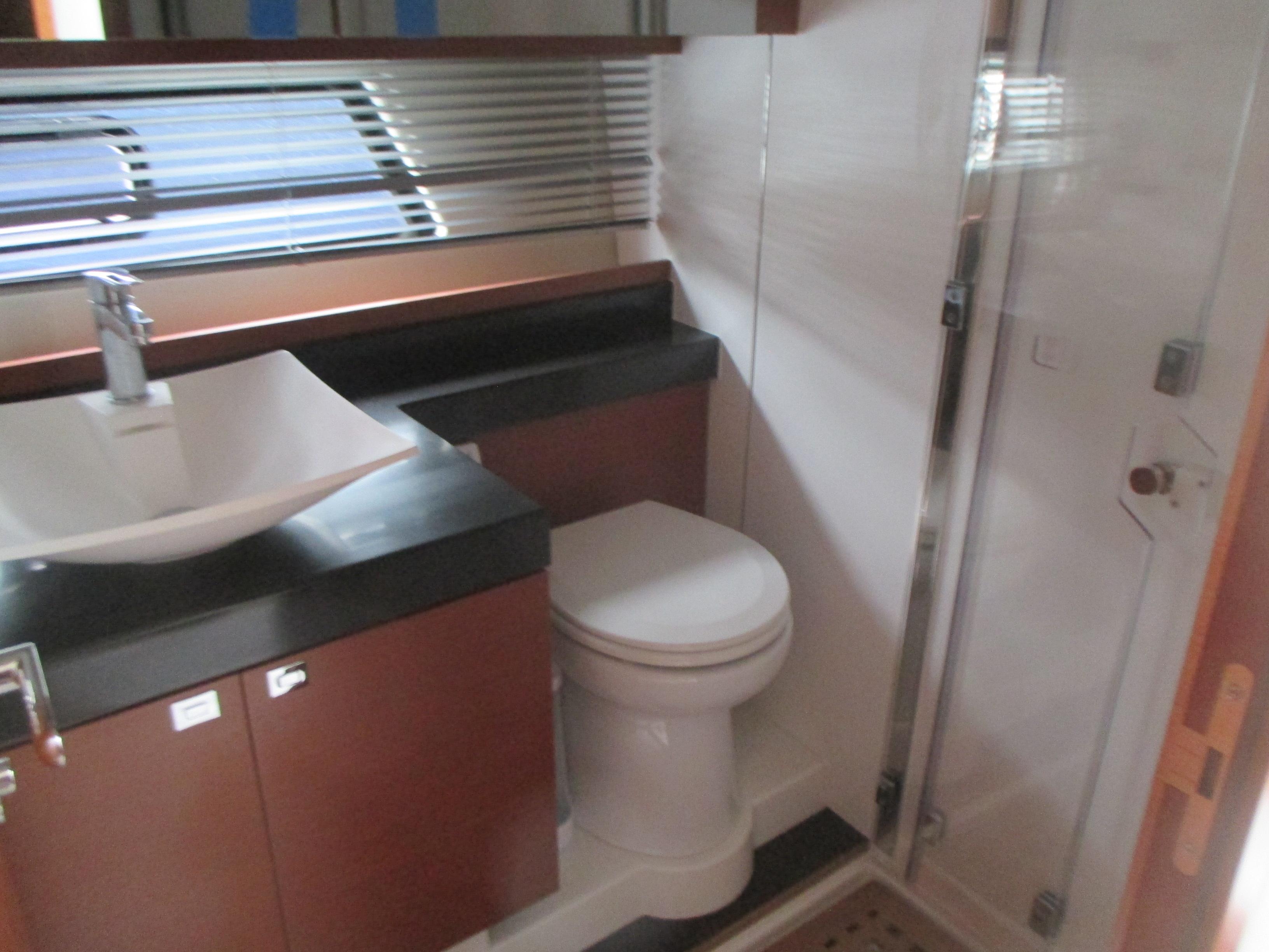 2017 Prestige 500 Motor Yacht for sale - YachtWorld