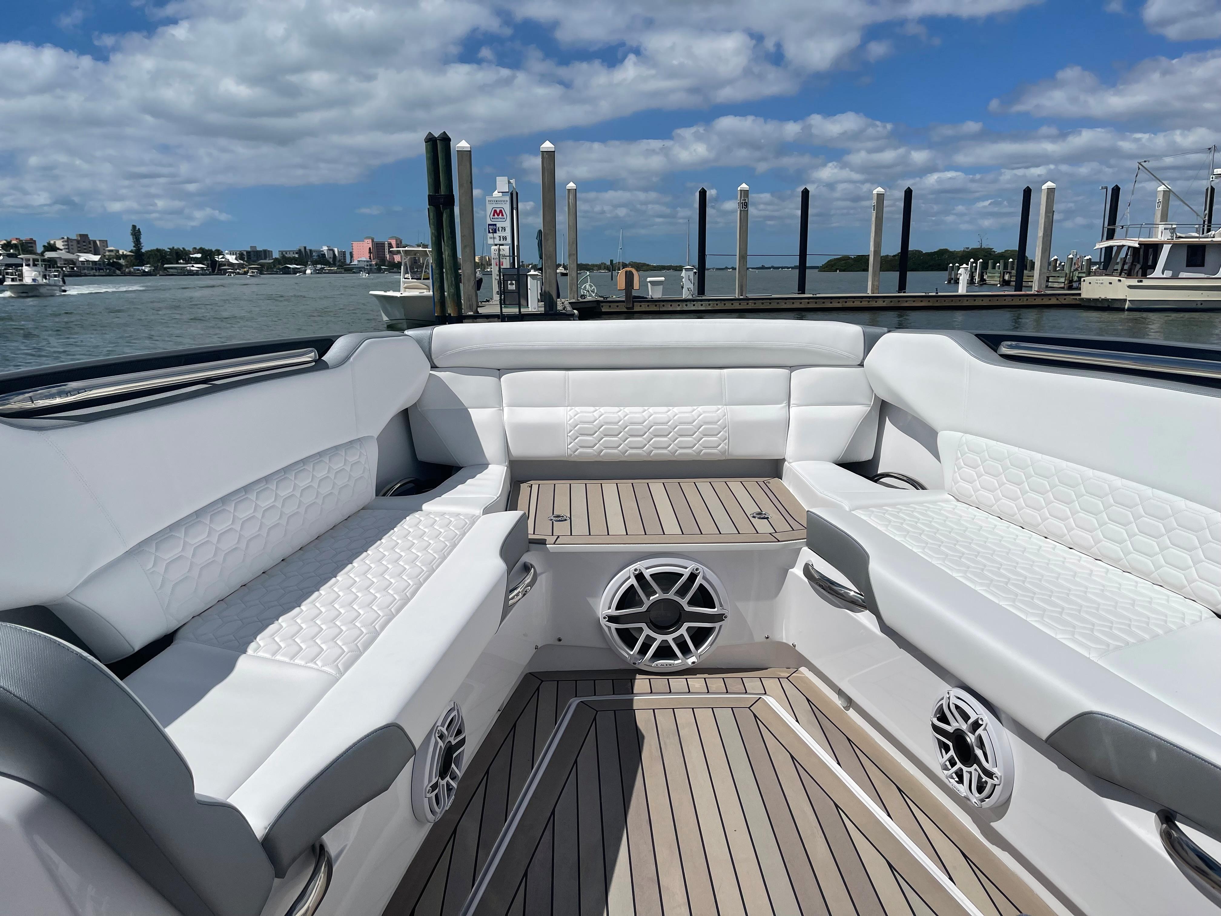 2025 Nor-Tech 500 Sport Center Console for sale - YachtWorld