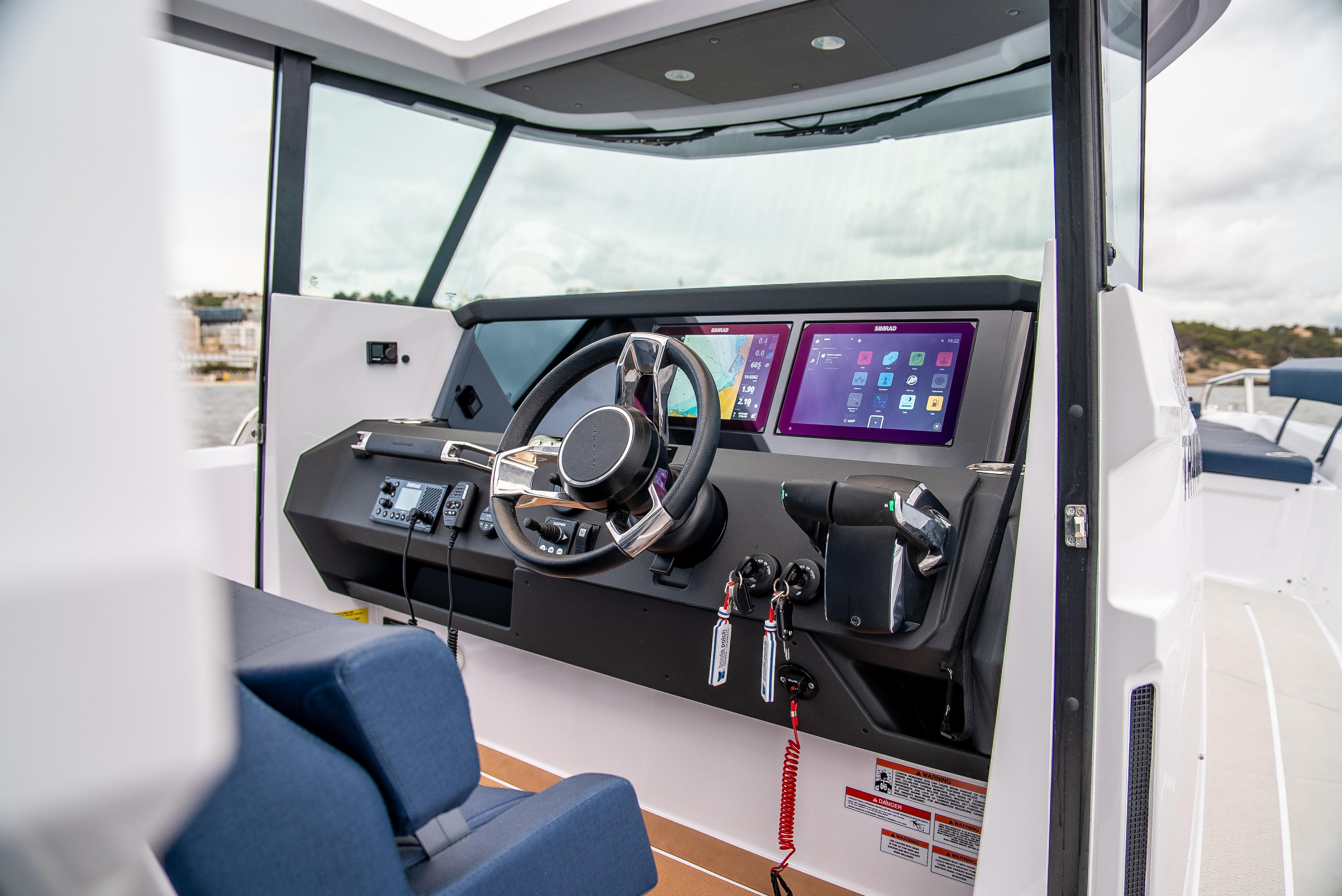 2025 Axopar 29 XC Cross Cabin Motor Yachts for sale - YachtWorld