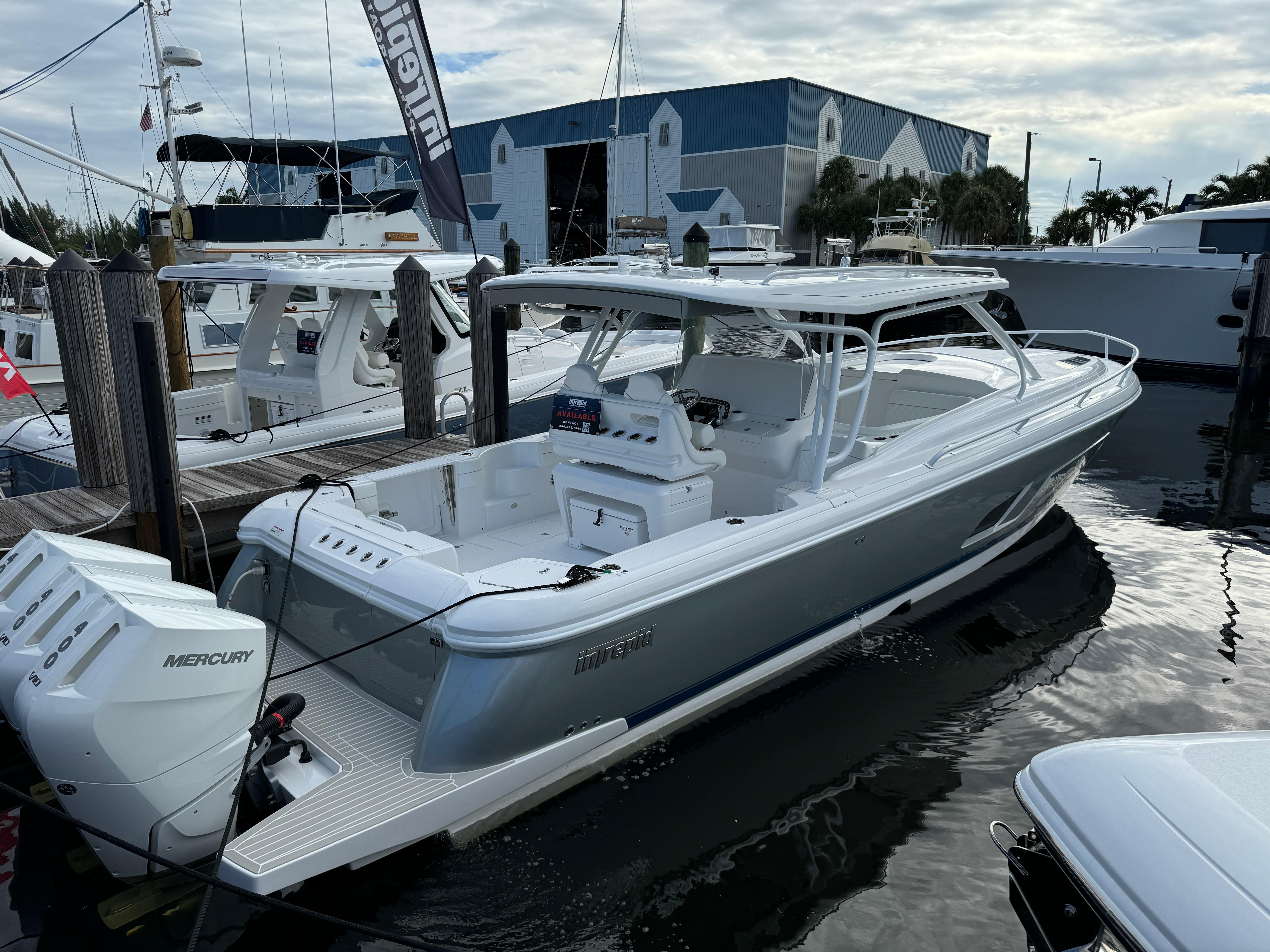 2025 Intrepid 41 Valor Cuddy Cabin for sale - YachtWorld