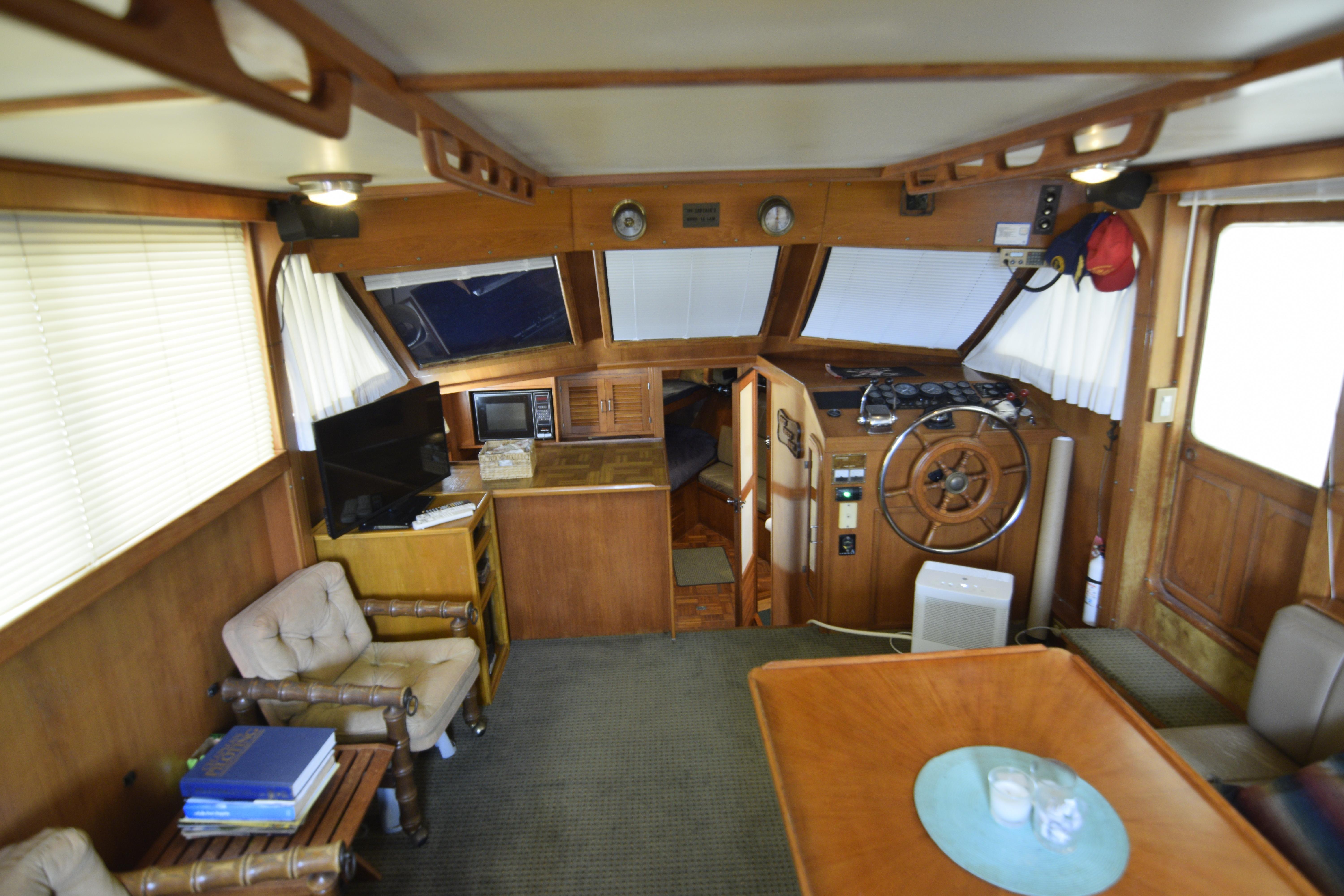 1987 Jefferson Sundeck Motor Yachts for sale - YachtWorld