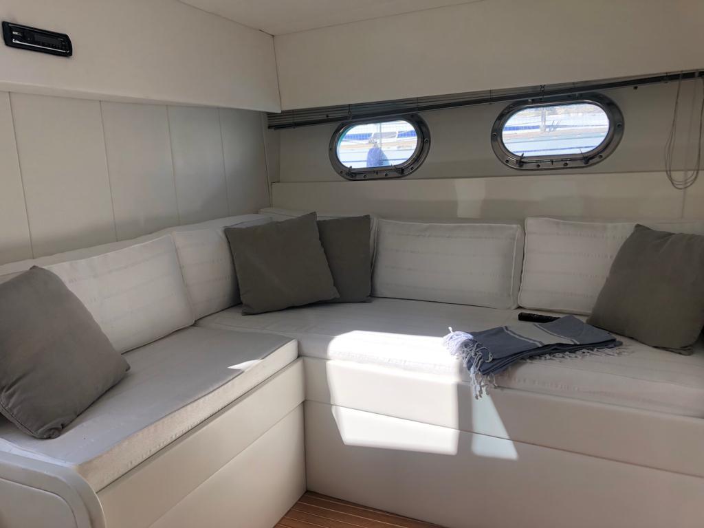 1990 Magnum 40 Express Cruiser for sale - YachtWorld