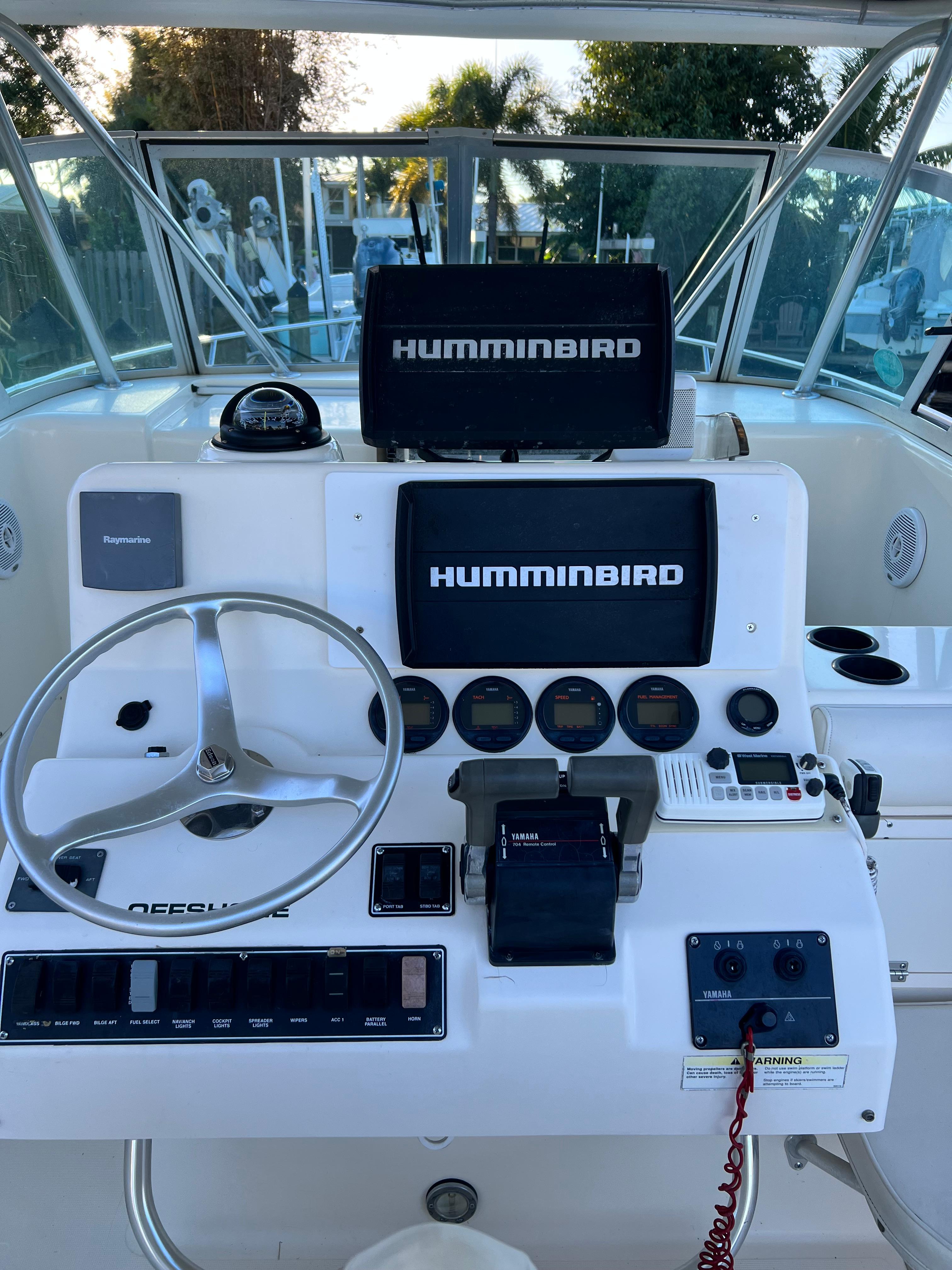 2000 Pursuit 3070 Offshore Center Console Center Console Boote Kaufen ...