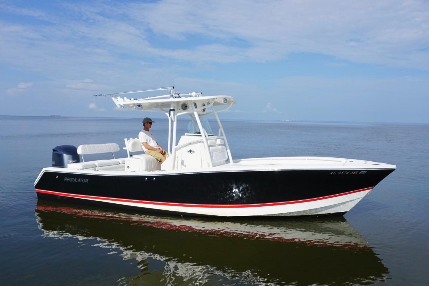 2009 Regulator 24 Forward Seating Center Console for sale - YachtWorld