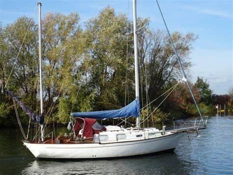 Gebraucht 1973 Offshore Yachts Nantucket Clipper 31 | TopBoats