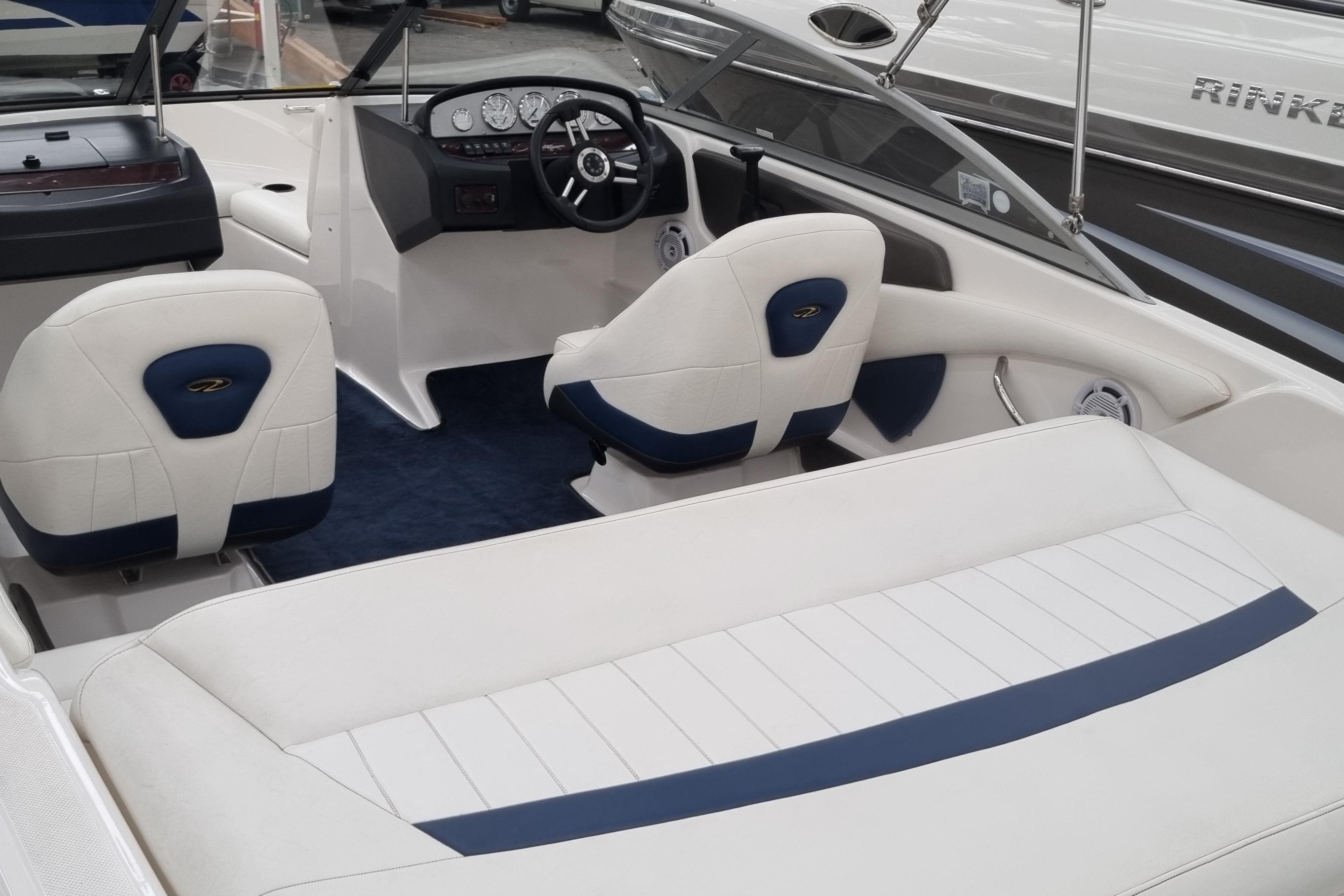 Regal 1900 Bowrider | 2009 | 6m | Boatshop24