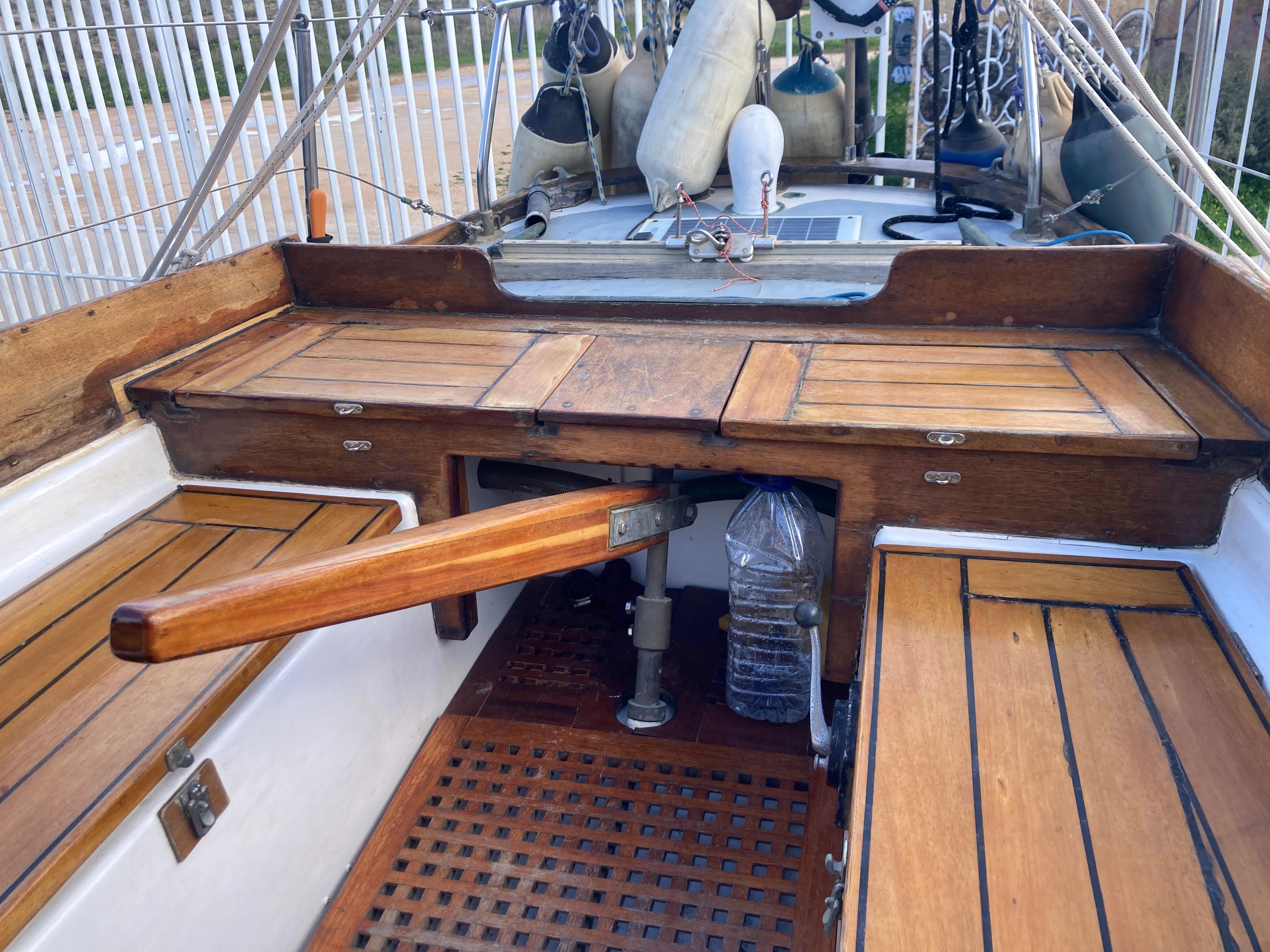 1962 Sloop Swiftsure 33 - Centerboard Drop Keel Antikke og klassikere ...