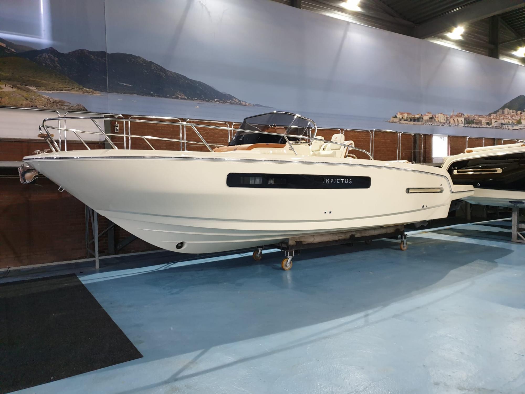 New 2022 Invictus Invictus 280 CX wit met Volvo Penta V8 350 pk! H-G ...