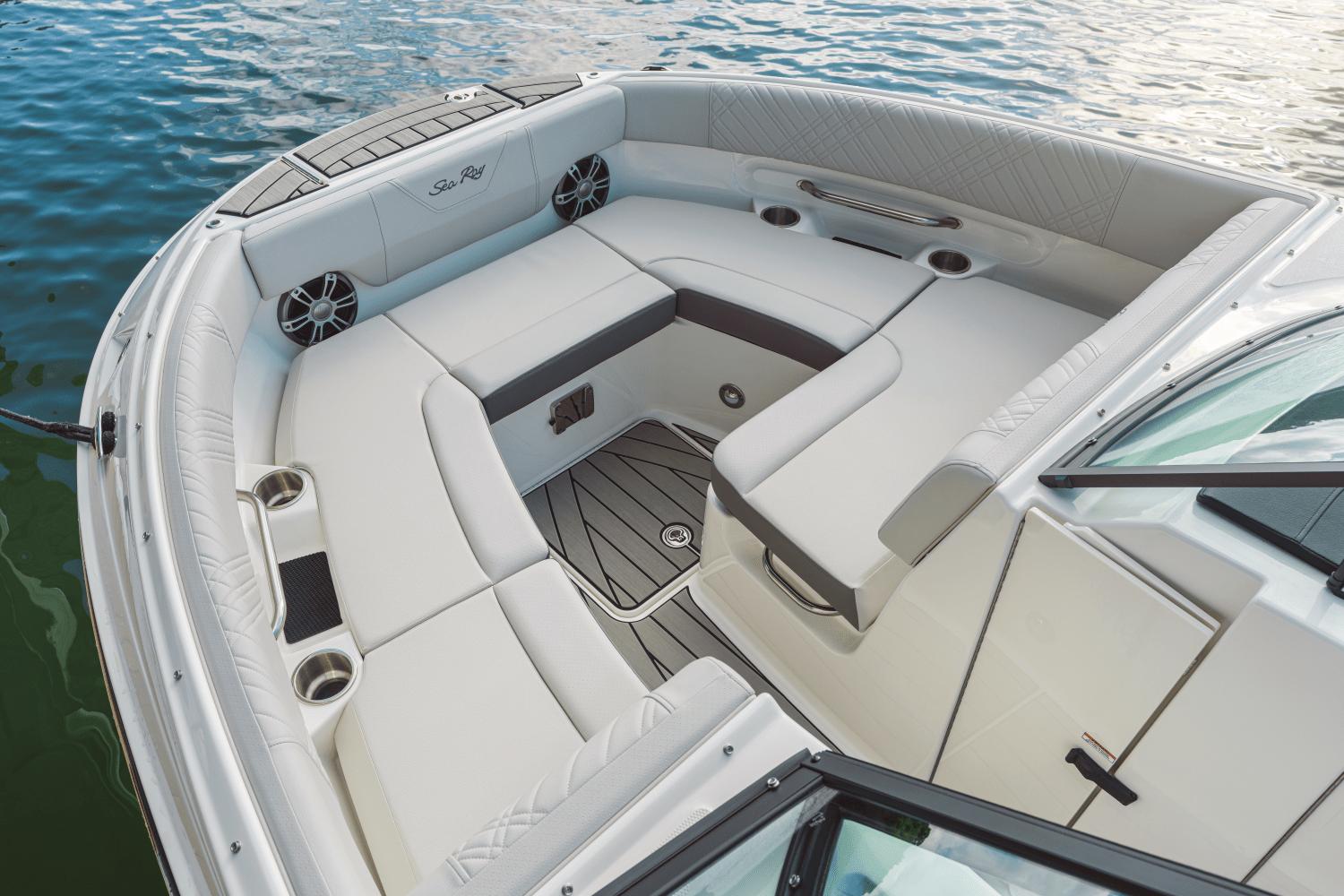 2025 Sea Ray SDX 250 Outboard Runabout for sale - YachtWorld