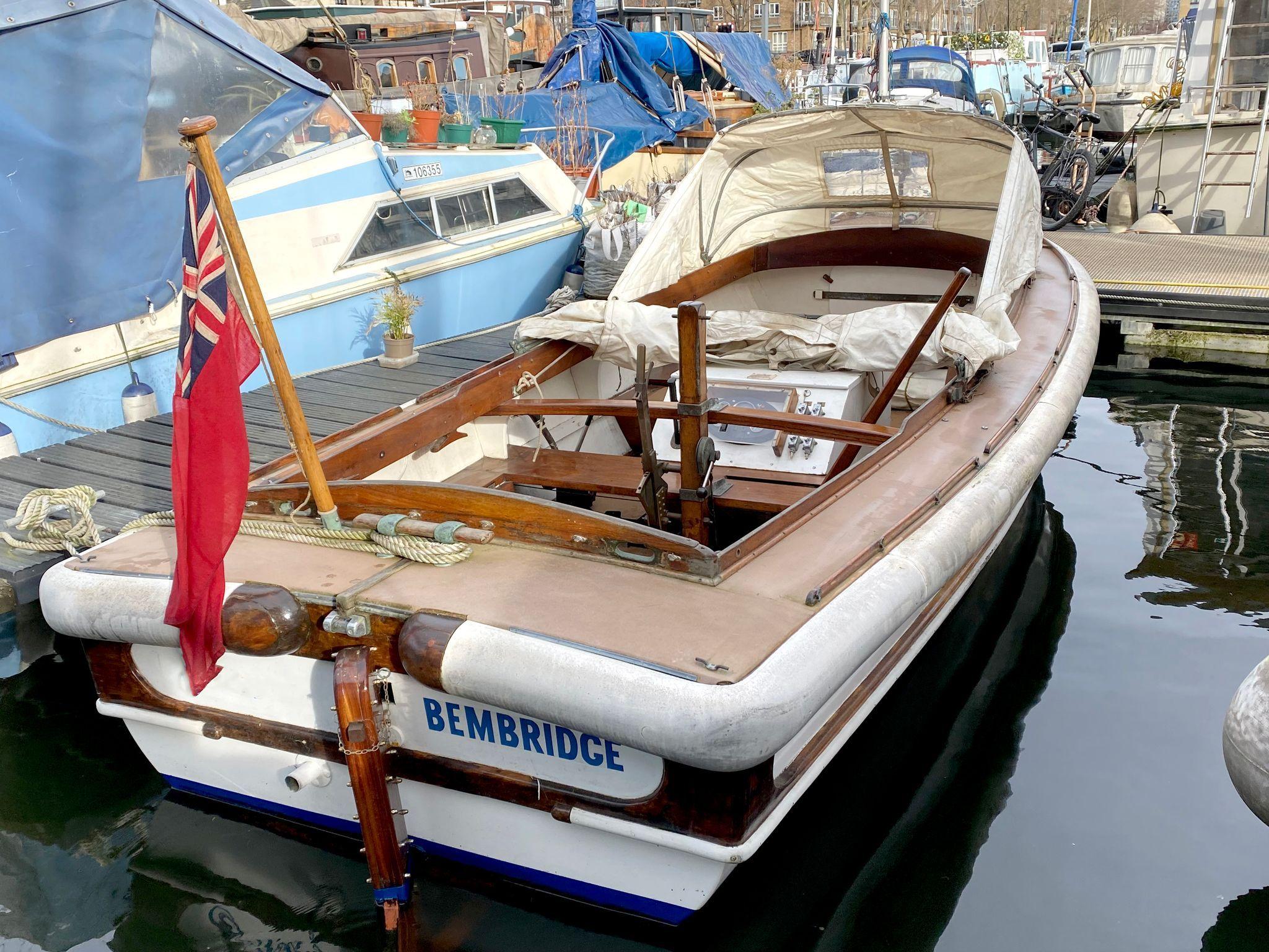 1950 Classic Motor Launch 18ft Deck boats à vendre - YachtWorld