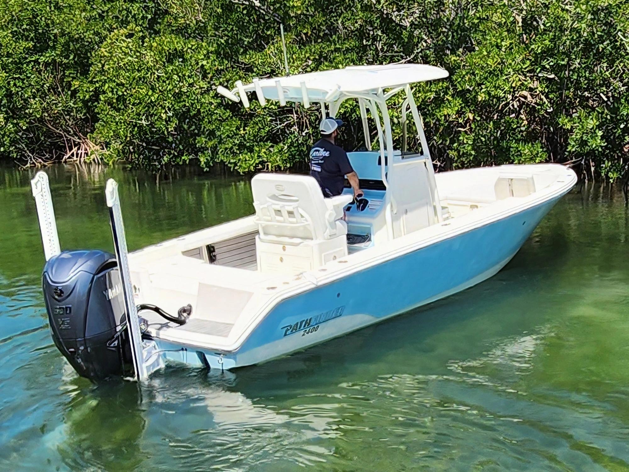 2024 Pathfinder 2400 TRS Center Console Boote Kaufen - YachtWorld