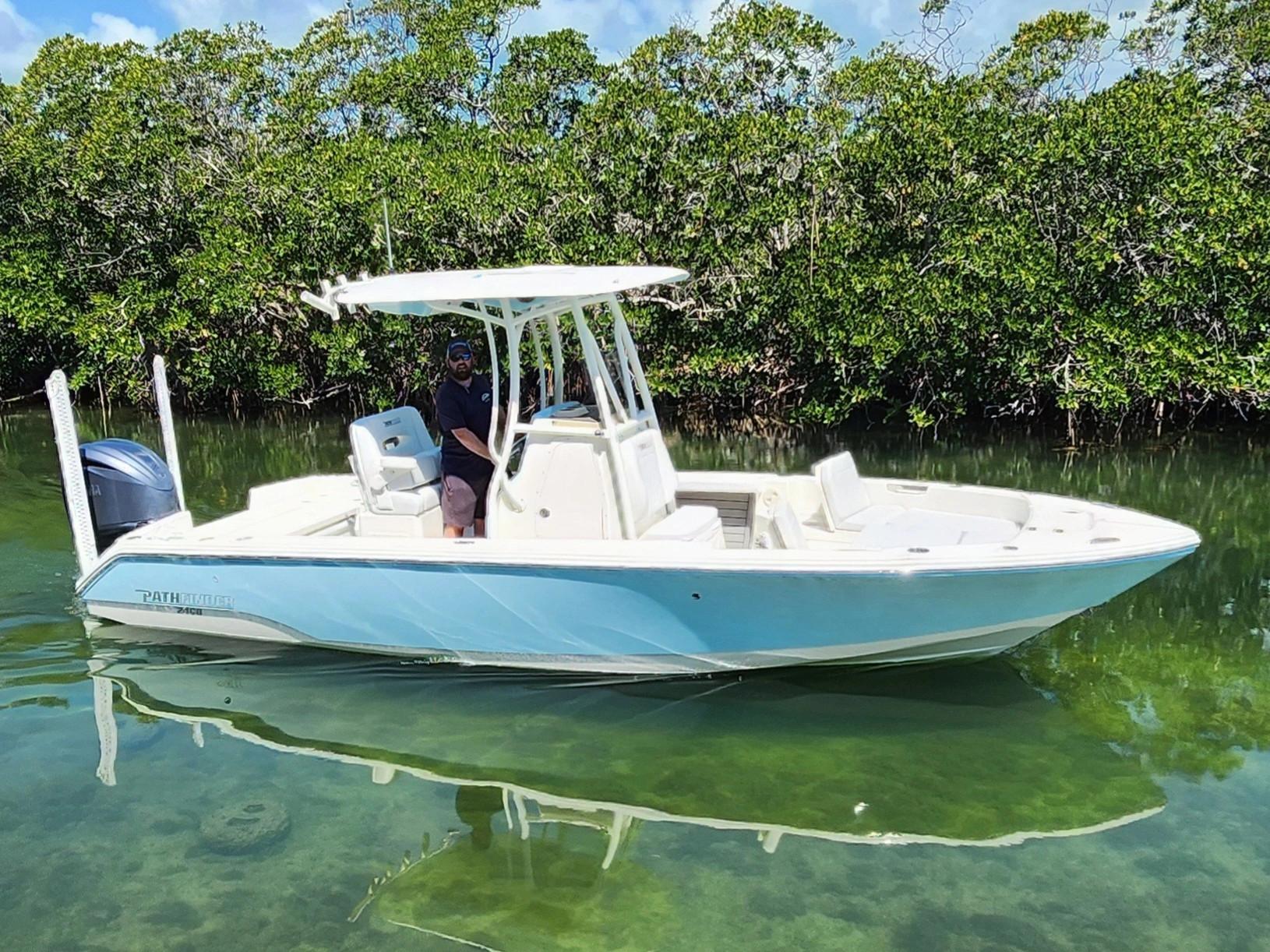 2024 Pathfinder 2400 TRS Center Console Boote Kaufen - YachtWorld