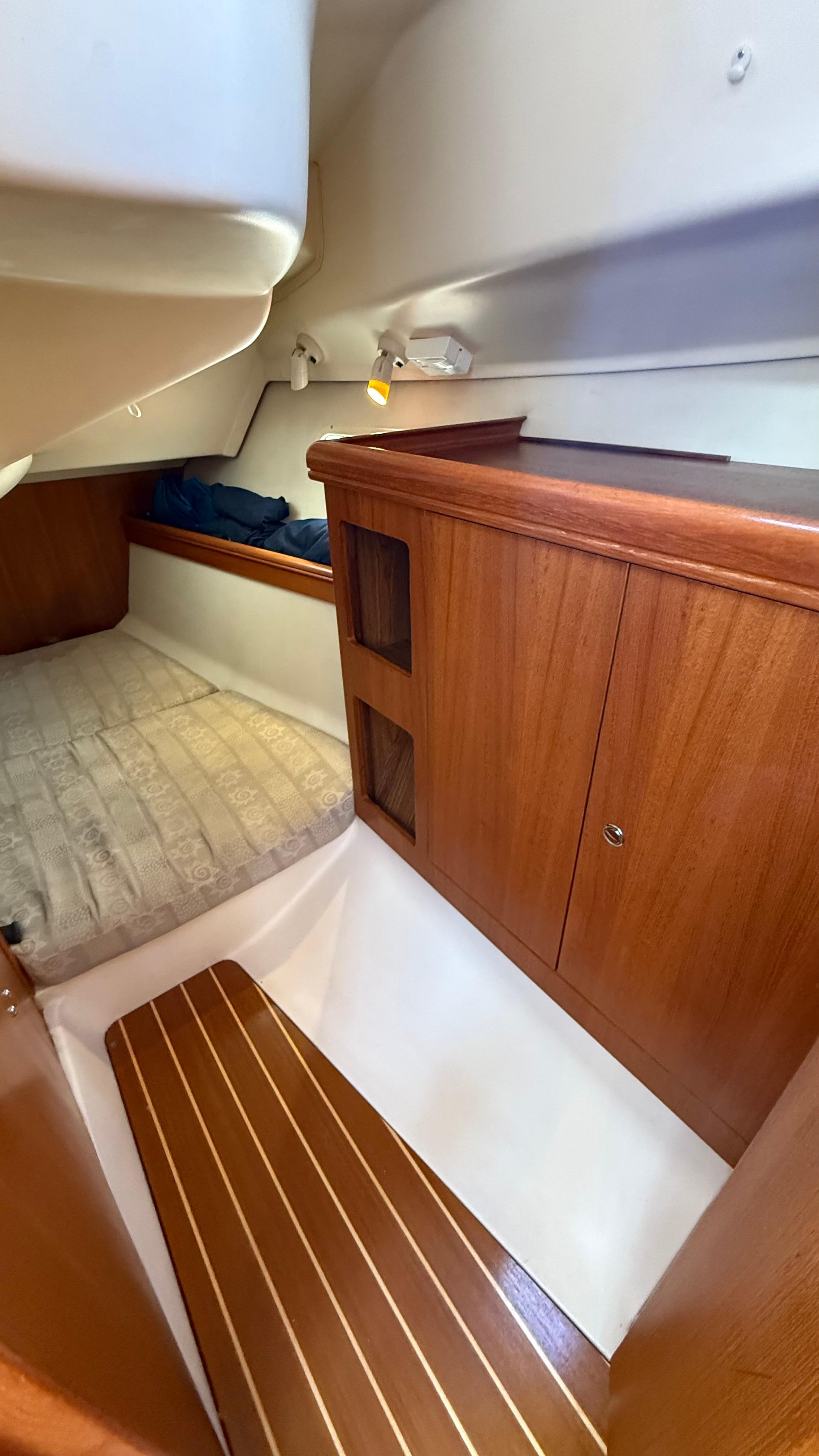 2002 Hunter 326 Cruiser for sale - YachtWorld