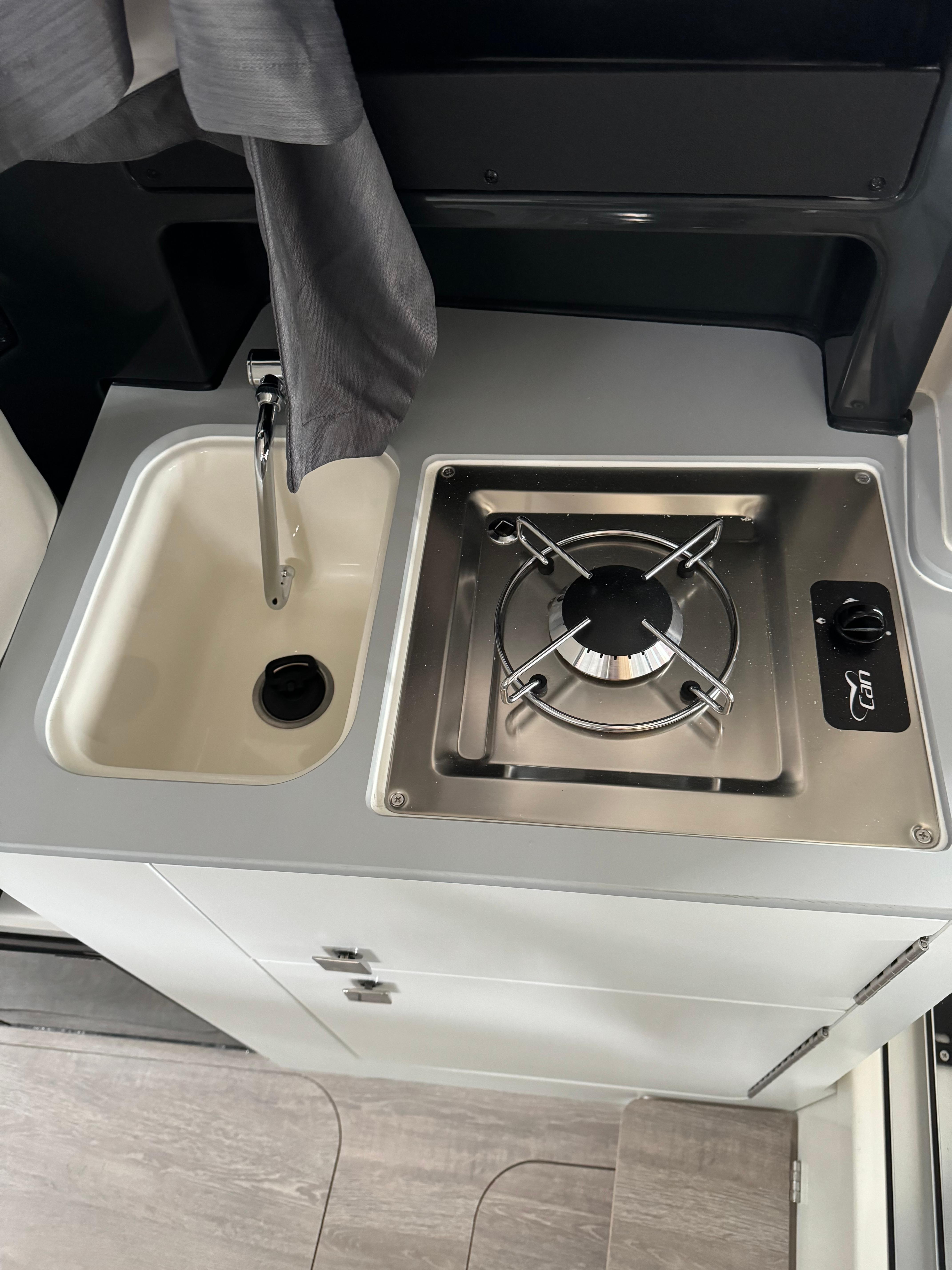 2024 Quicksilver Activ 705 Weekend Cruiser for sale - YachtWorld