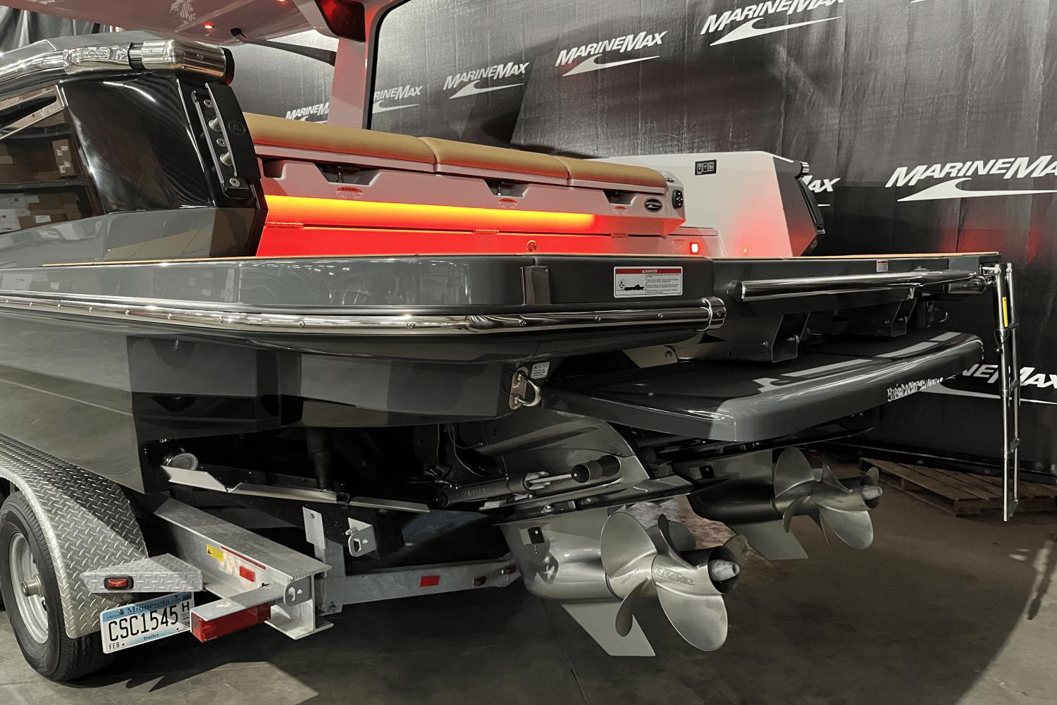 2024 Aviara AV32 Runabout for sale - YachtWorld