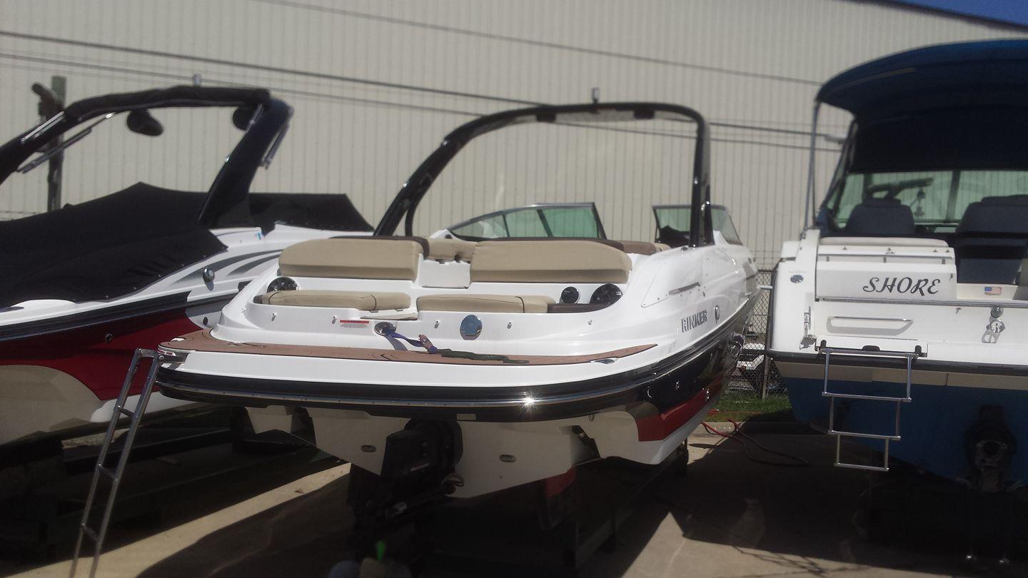 2017 Rinker 29 QX Bowrider for sale - YachtWorld