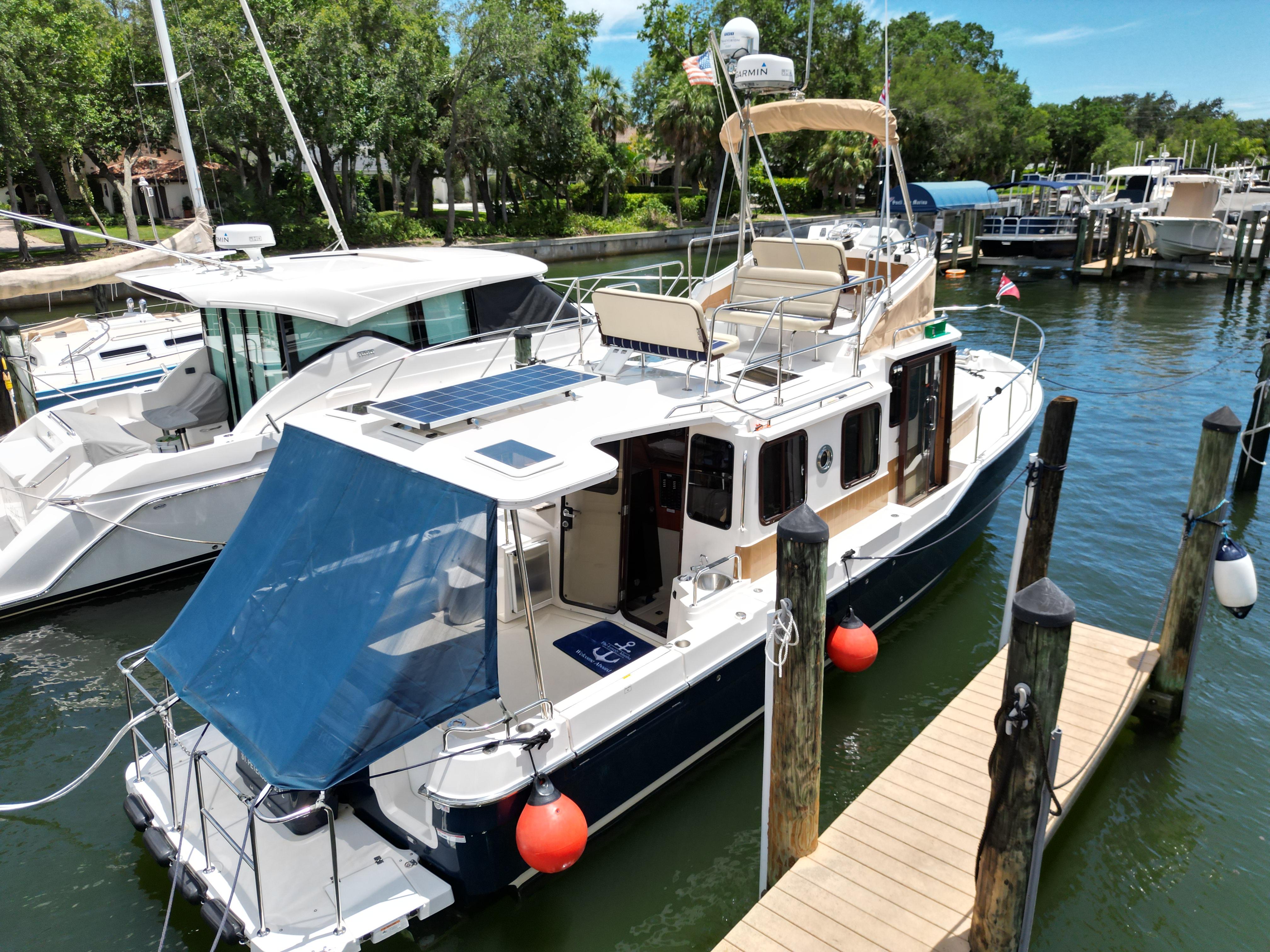 2021 Ranger Tugs R-31 CB Kajütboot (Motor) Kaufen - YachtWorld