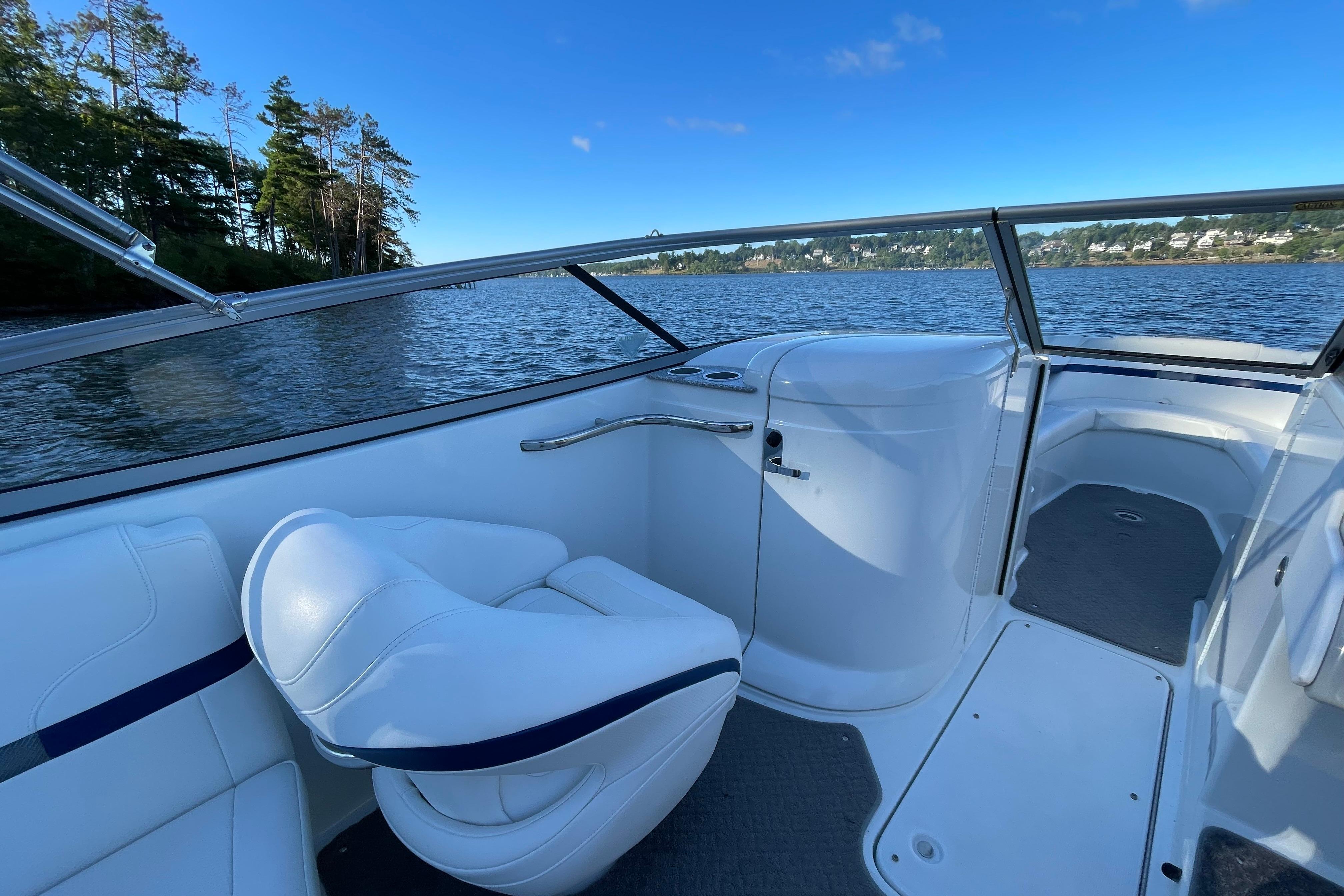 2005 Formula 240 Bowrider Runabout for sale - YachtWorld